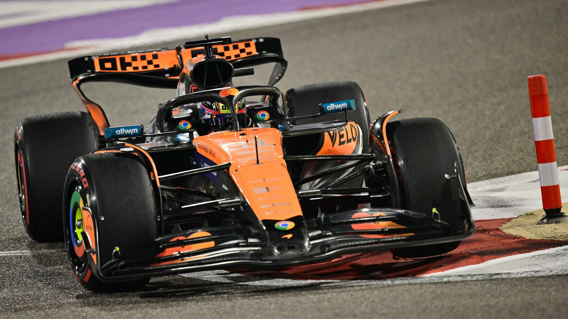 F1 Chine : Lewis Hamilton signe le meilleur temps et s’élancera en tête de la course sprint ...