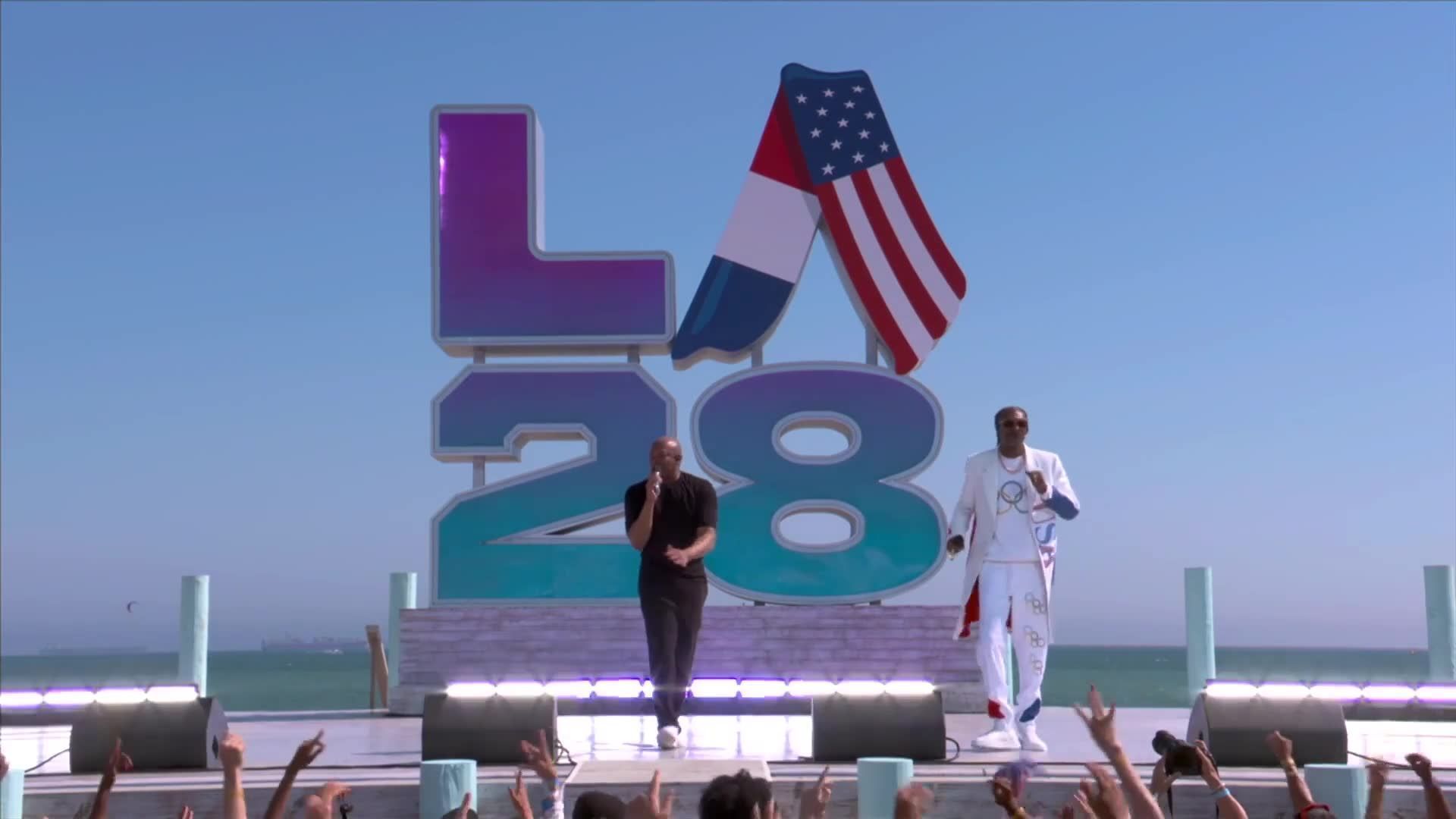 Les Red Hot Chili Peppers, Billie Eilish et Snoop Dogg lancent les JO ...