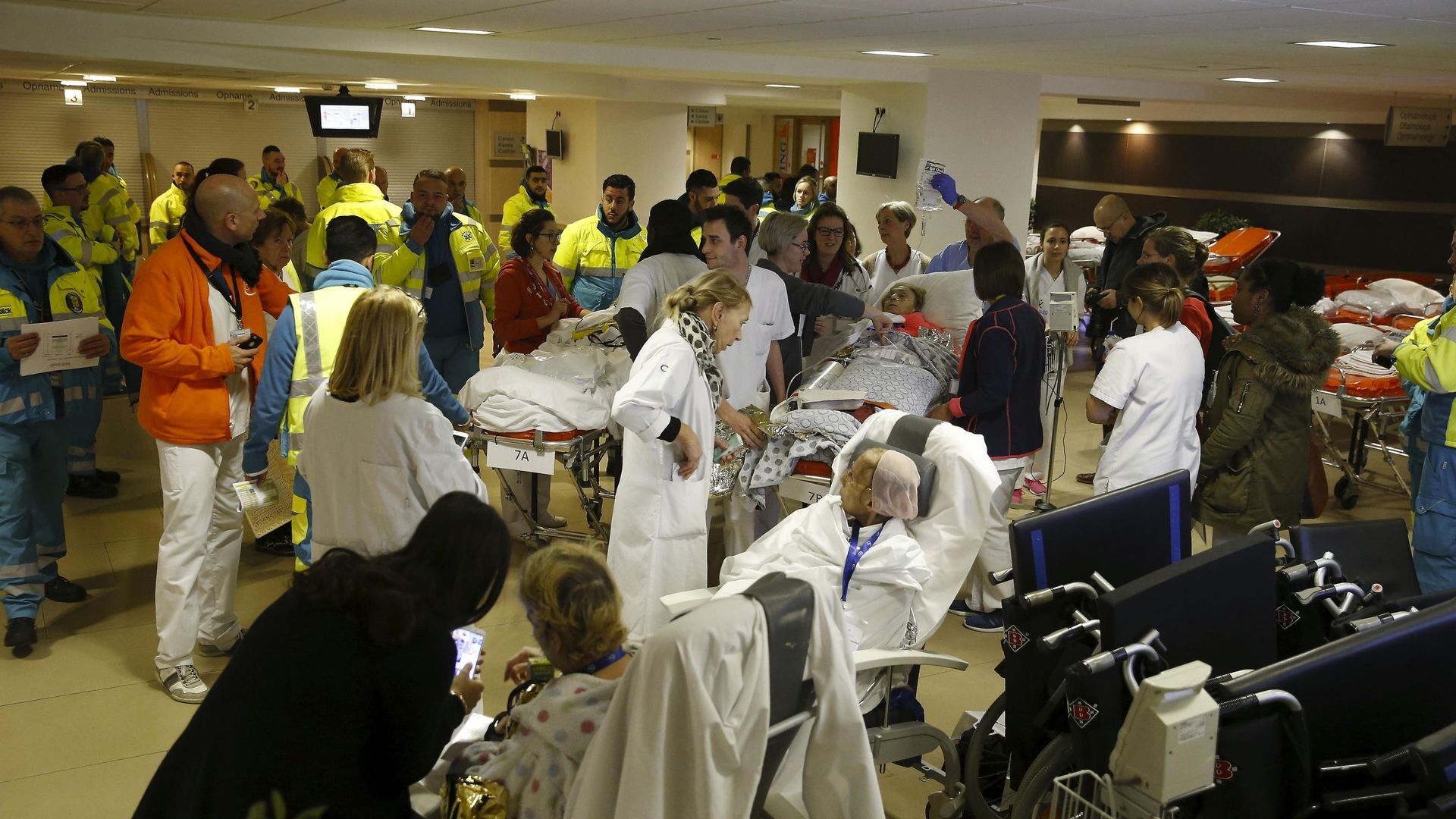 Le transfert des patients de la clinique Edith Cavell terminé, la ...