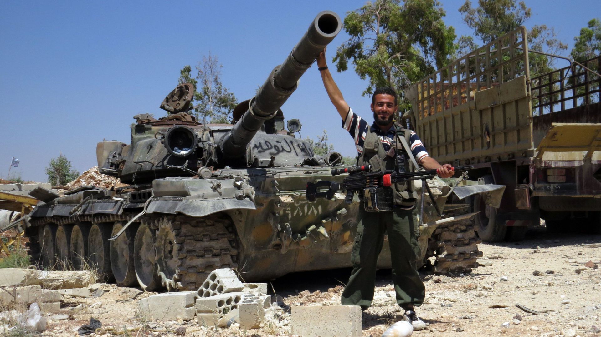 Les rebelles de Syrie affirment avoir reçu des 'armes modernes' - RTBF ...