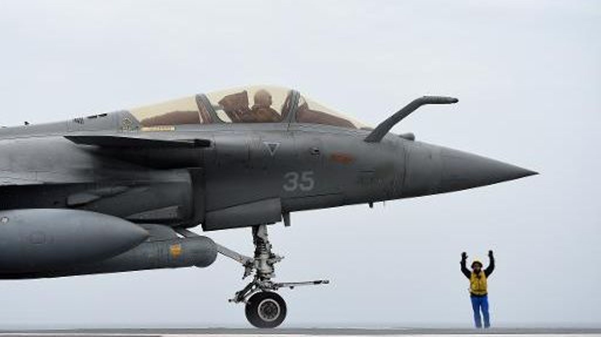 Dassault en passe de réussir la 1ère vente à l'export du Rafale - RTBF ...