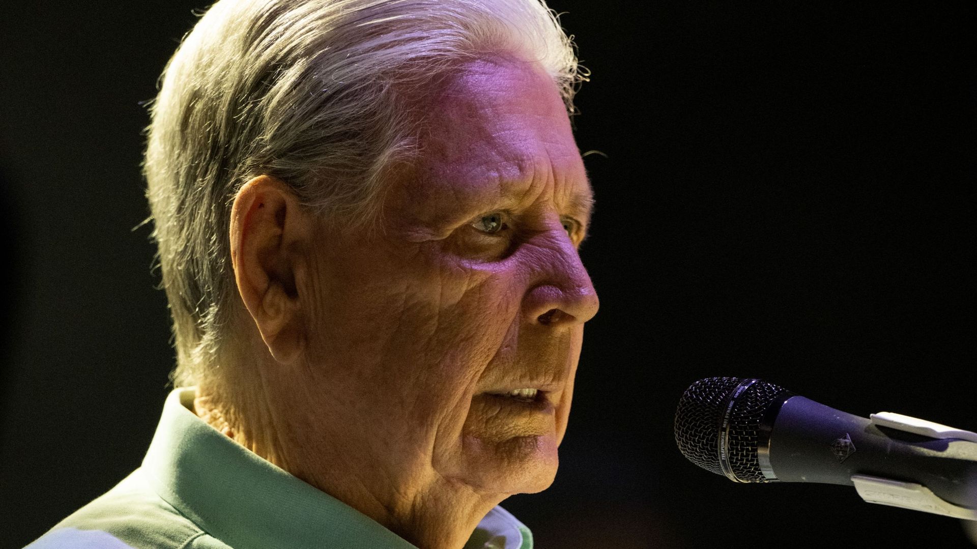 Musique : Brian Wilson, le génial cofondateur des Beach Boys, est ...