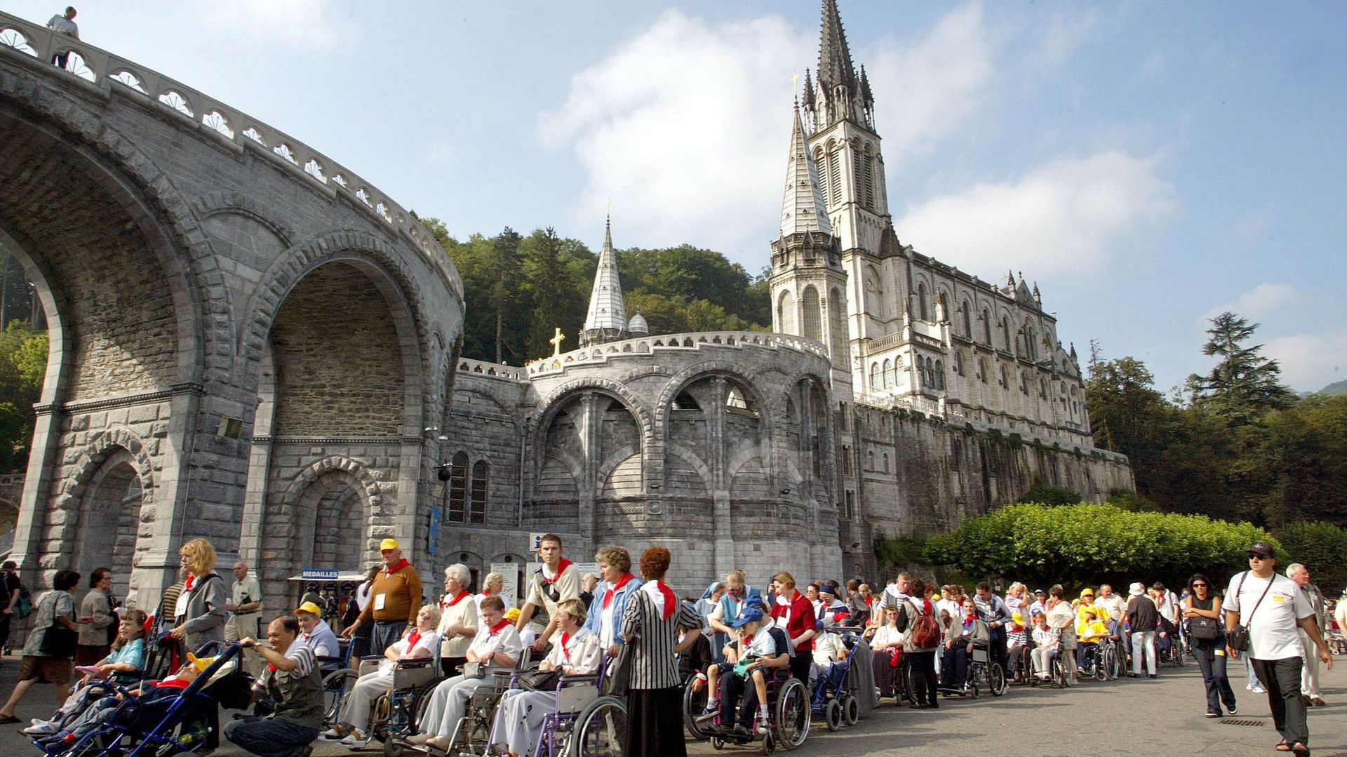 Une nouvelle guérison miraculeuse attribuée à Lourdes - RTBF Actus