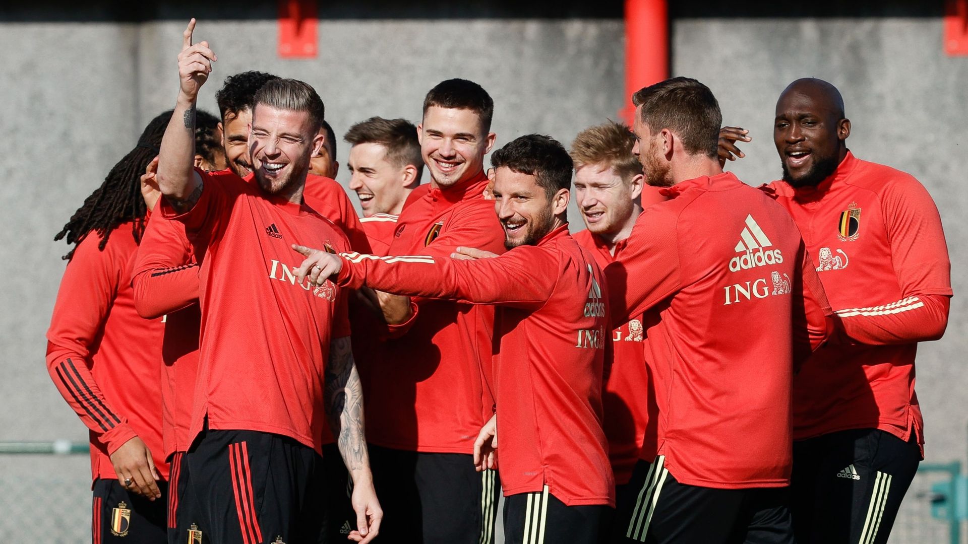 L'aéroport de Charleroi hôte des Diables Rouges durant l'Euro - rtbf.be