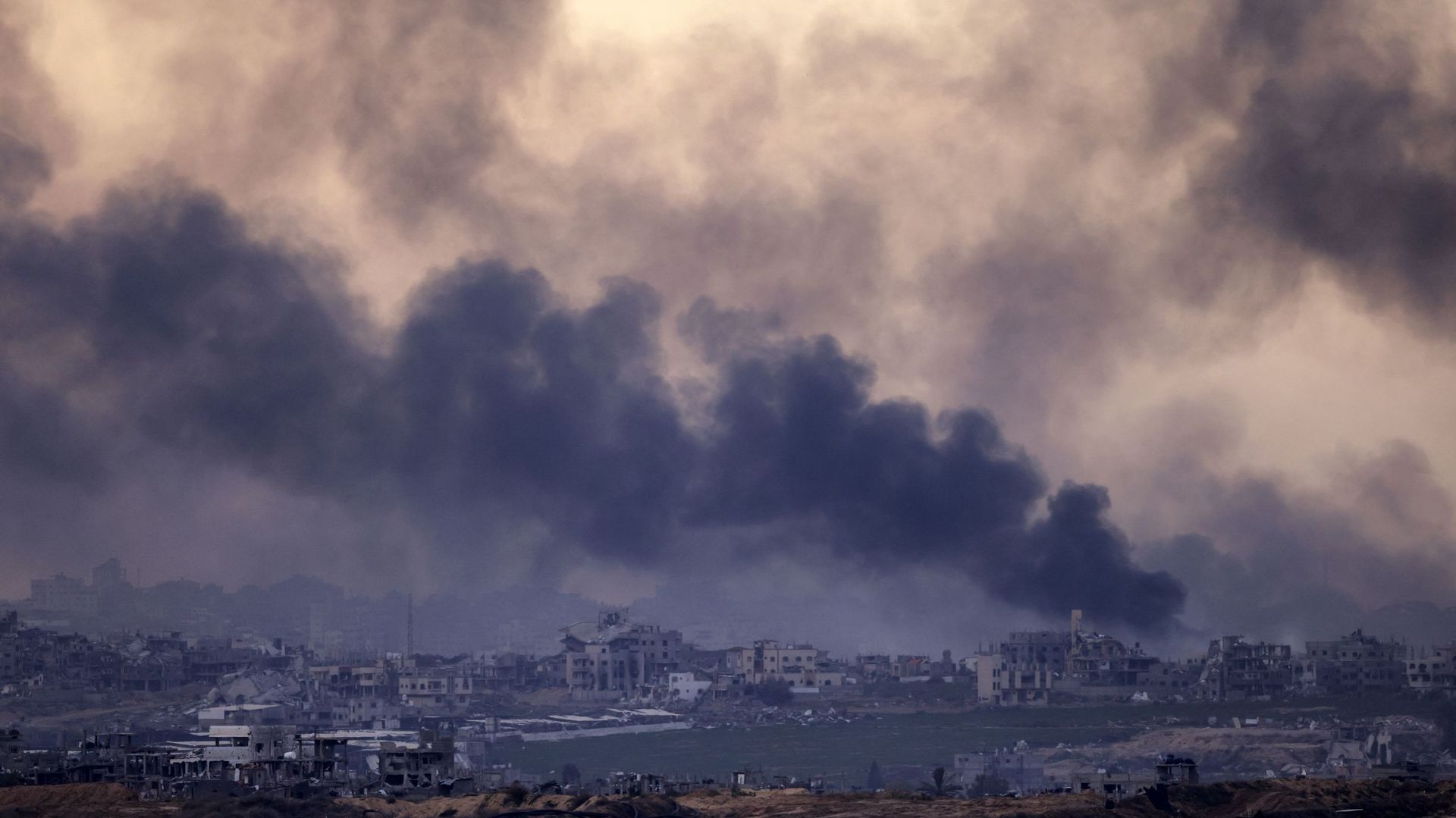 Accord Israël-Hamas : les trois phases clés du cessez-le-feu expliquées - RTBF Actus