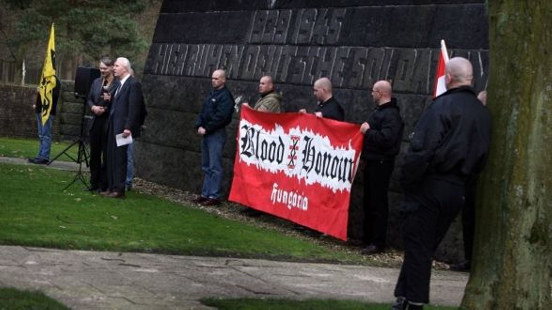 Mobilisation contre un rassemblement néo-nazi - RTBF Actus