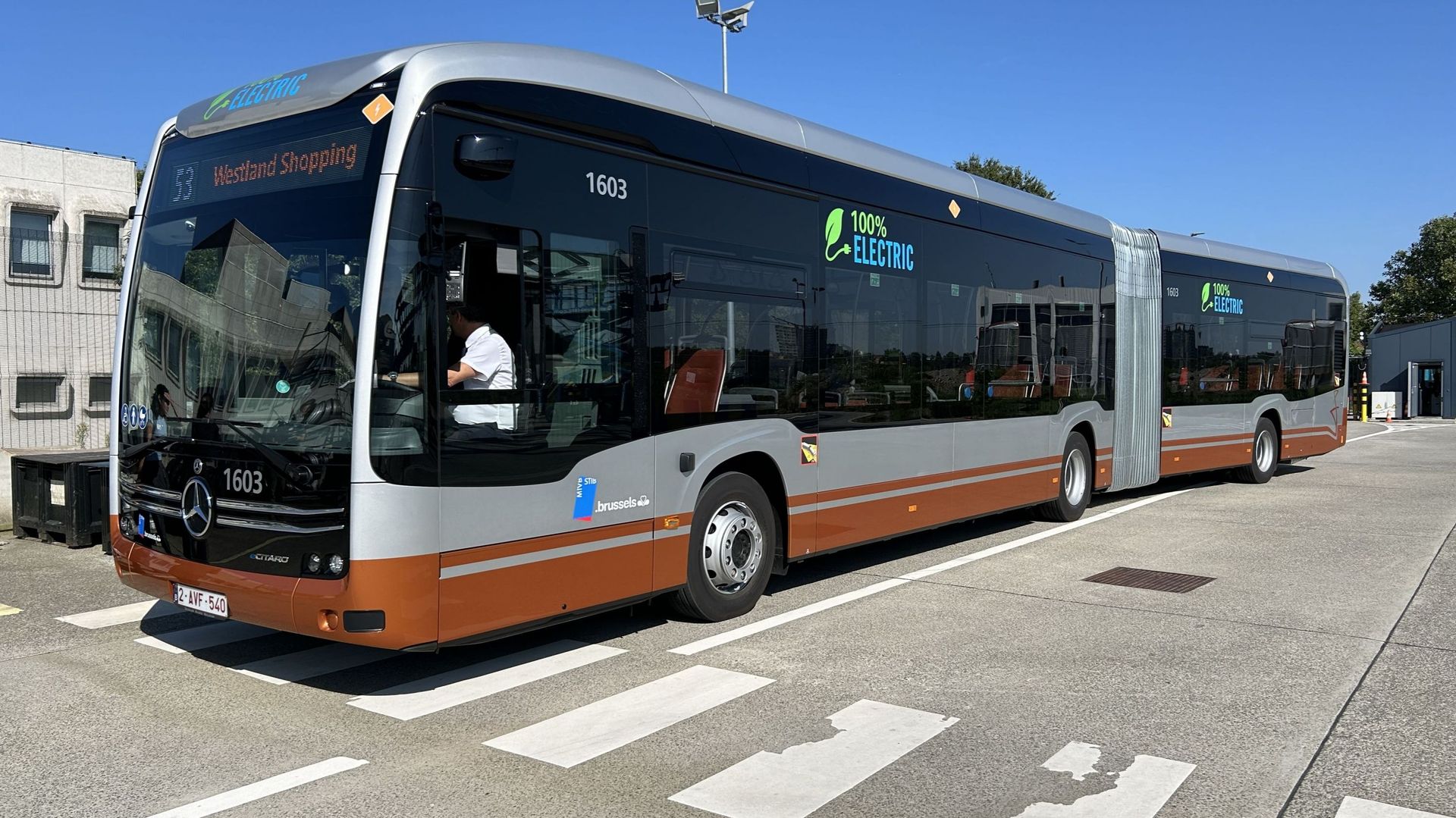 Un nouveau pas à la STIB vers une décarbonisation complète des bus d ...