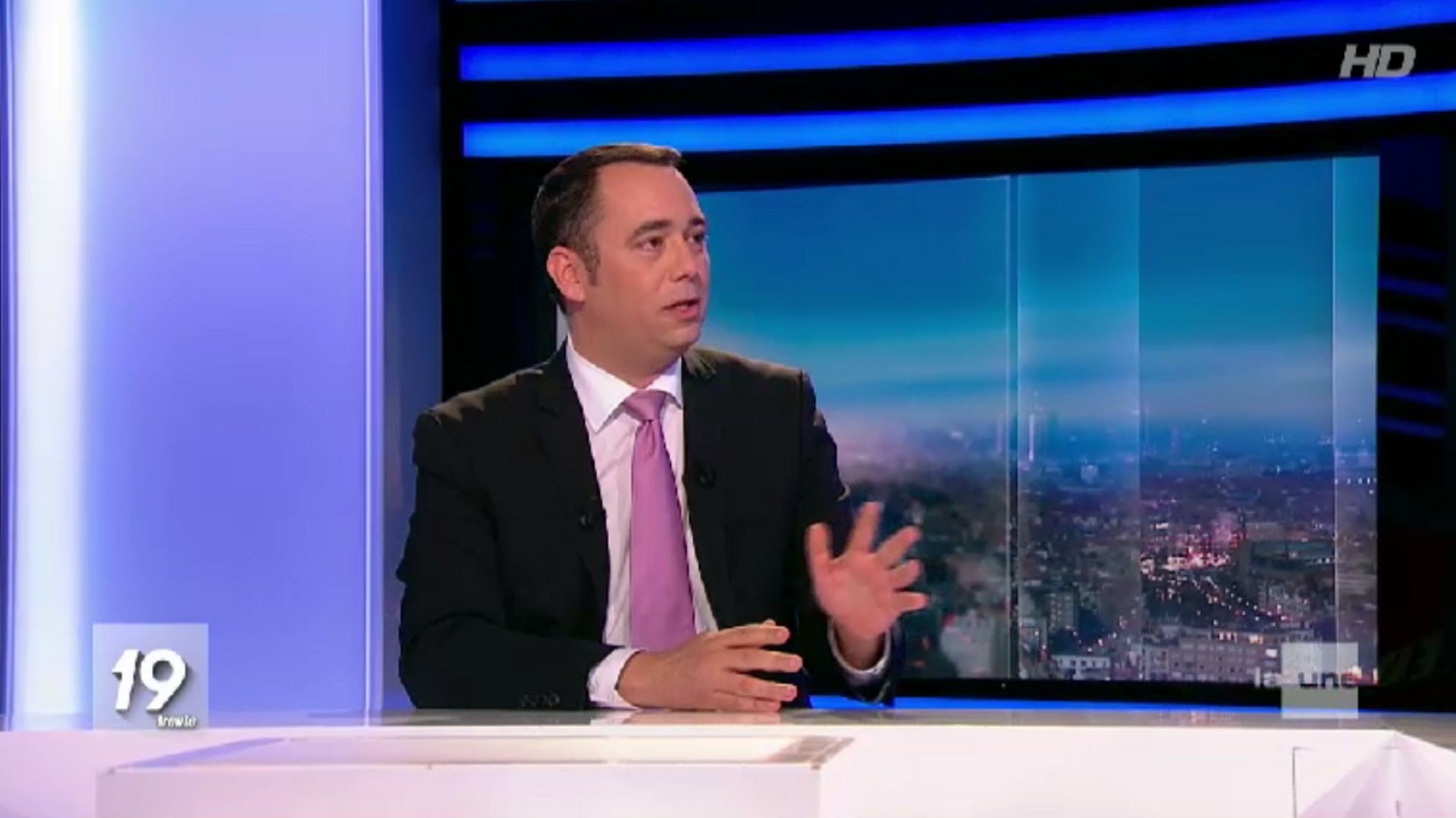 Maxime Prévot: 'Le décumul intégral coûterait 7 à 8 millions de plus ...