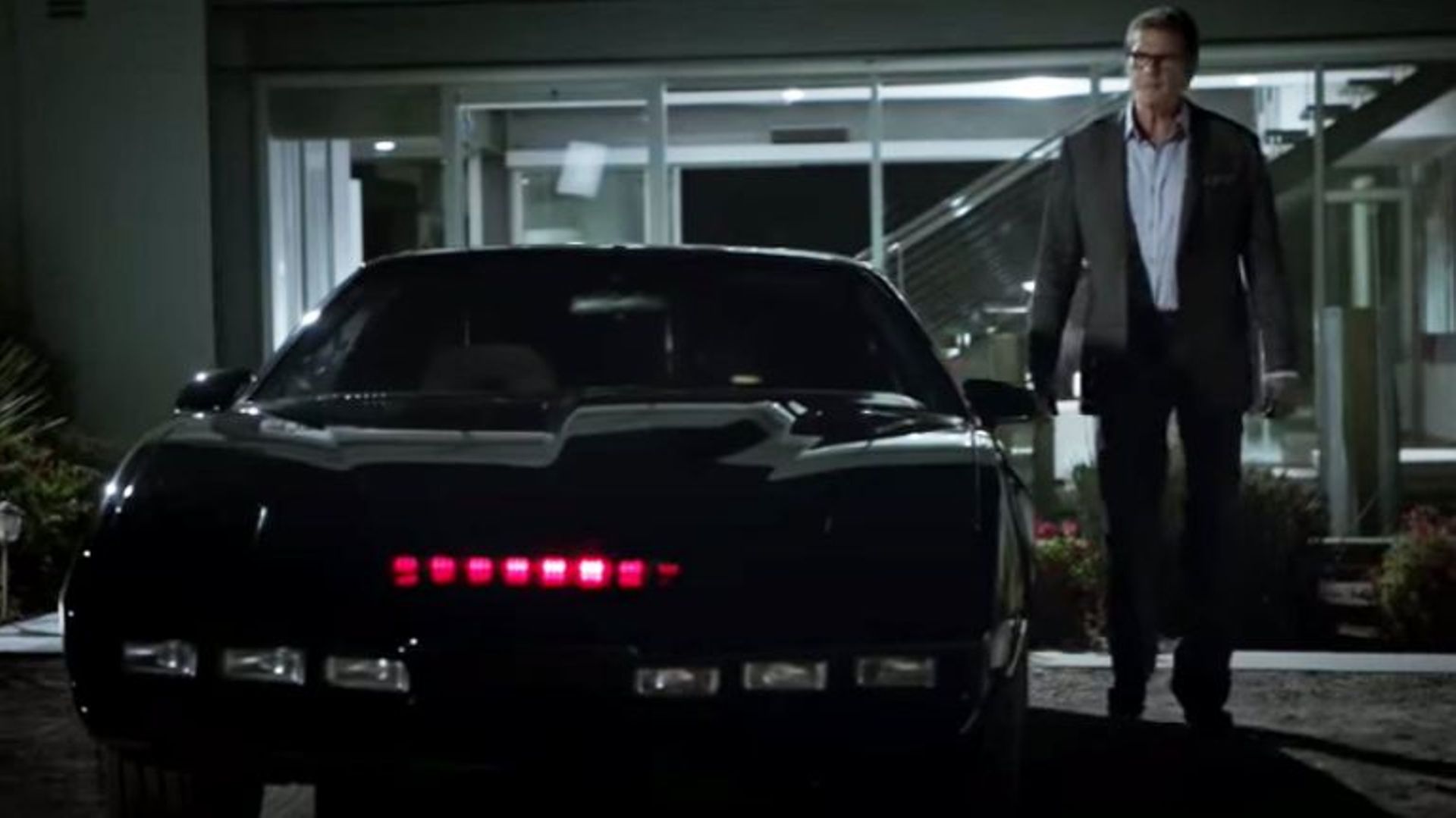 David Hasselhoff retrouve K2000 dans une pub amusante - RTBF Actus