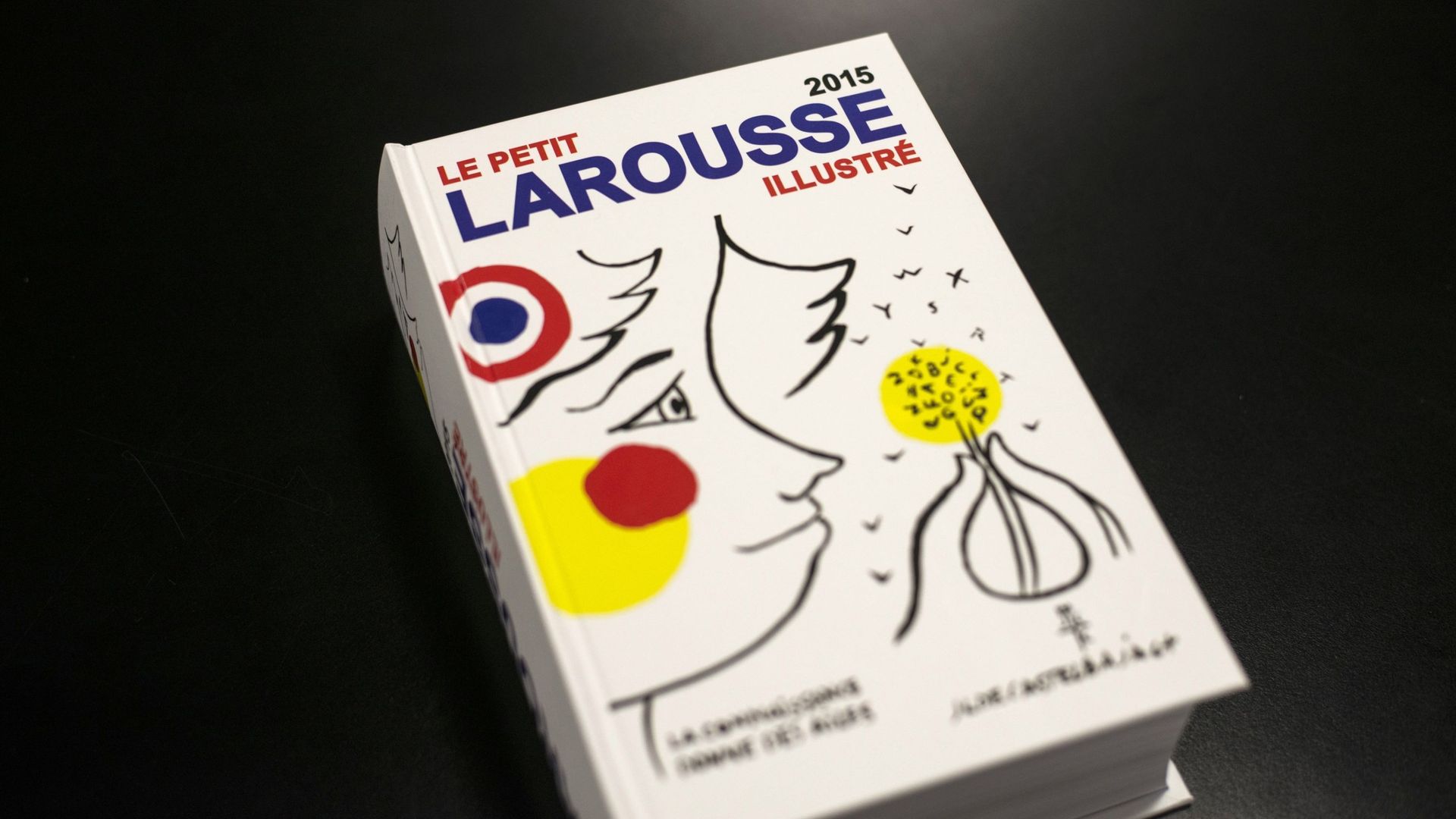 Le Petit Larousse et Le Robert illustré font leur rentrée - RTBF Actus