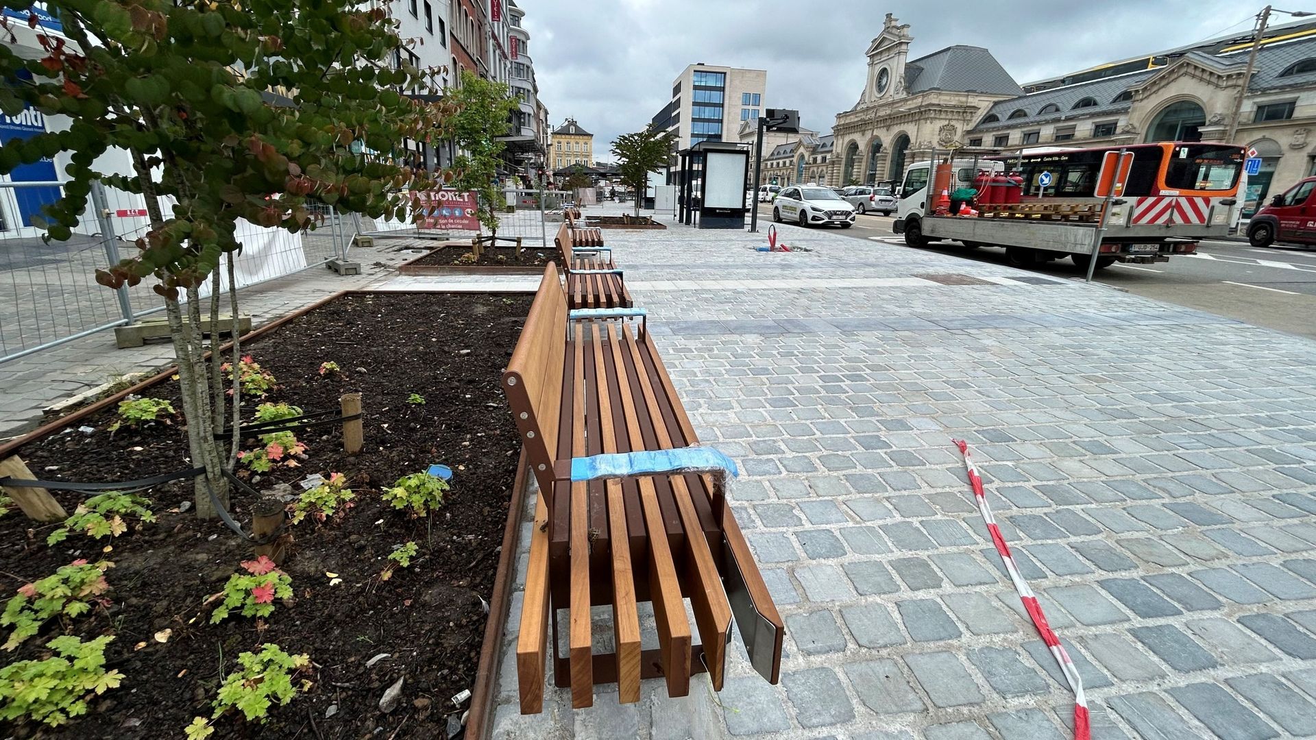 Dernière ligne droite place de la Station, le quartier de la gare de ...