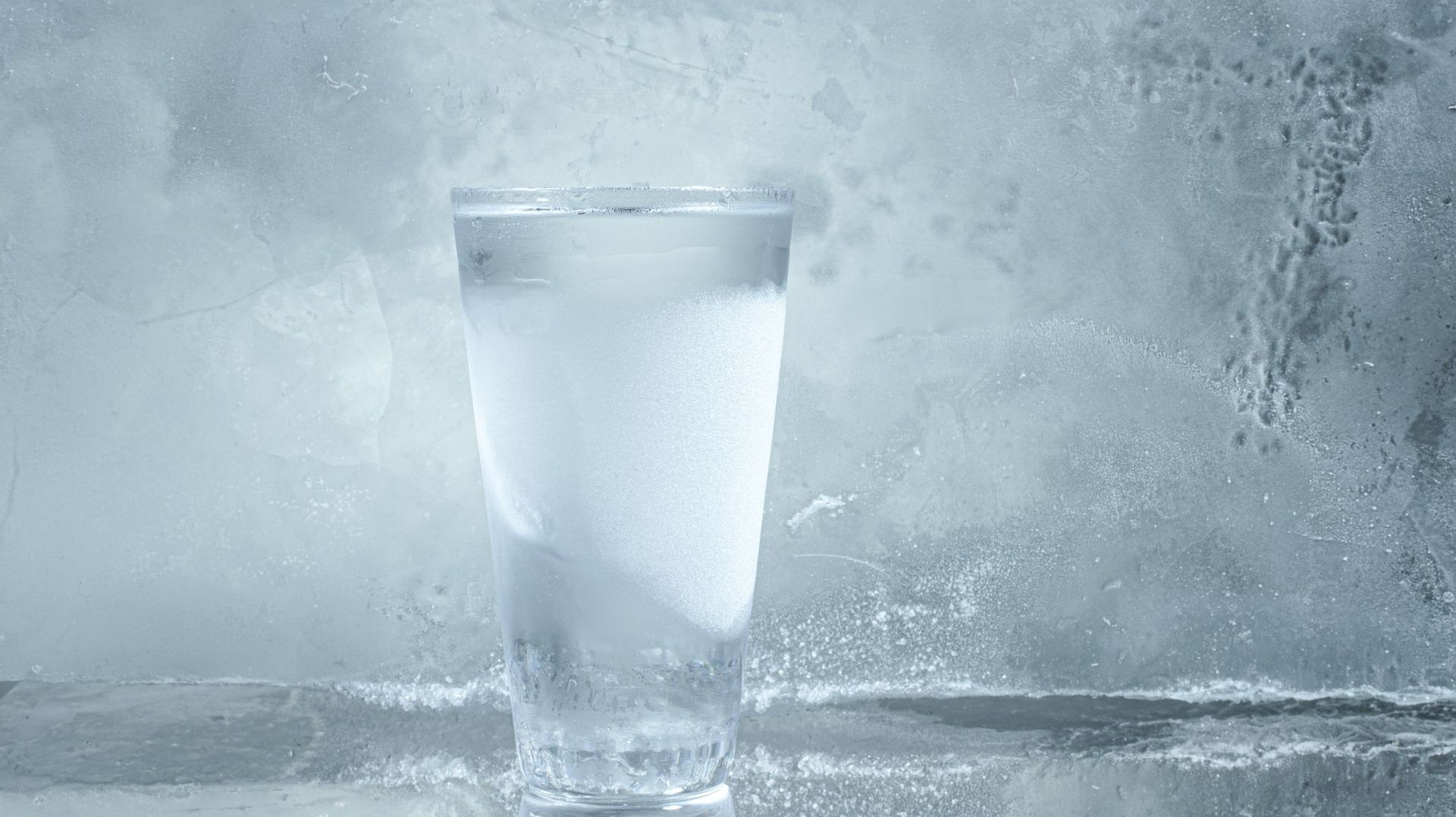 L’eau chaude gèle-t-elle plus vite que l’eau froide ? Le paradoxe de ...