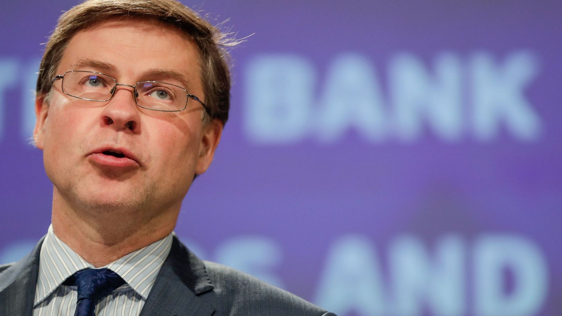 La Commission européenne pousse les banques à octroyer des prêts - RTBF ...