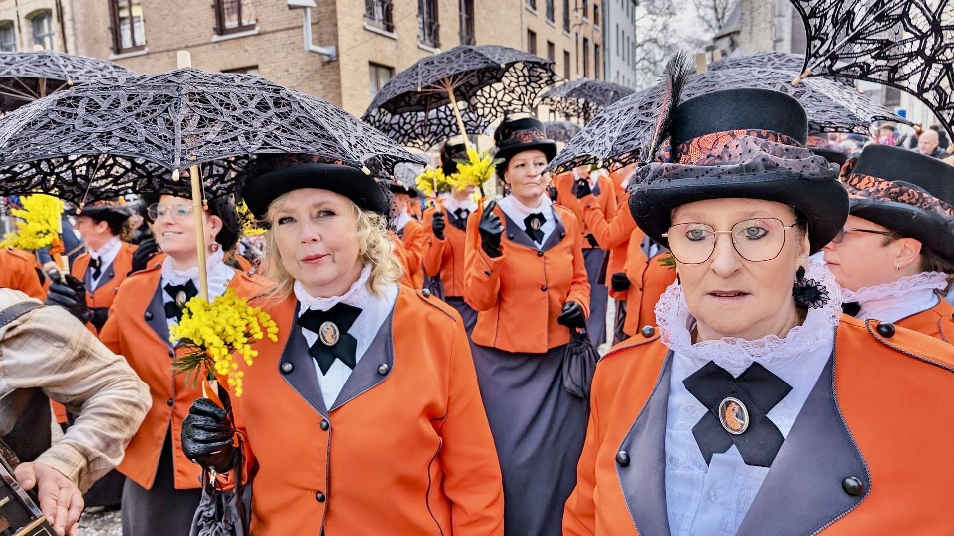Les femmes et leur place dans le carnaval de Binche - RTBF Actus