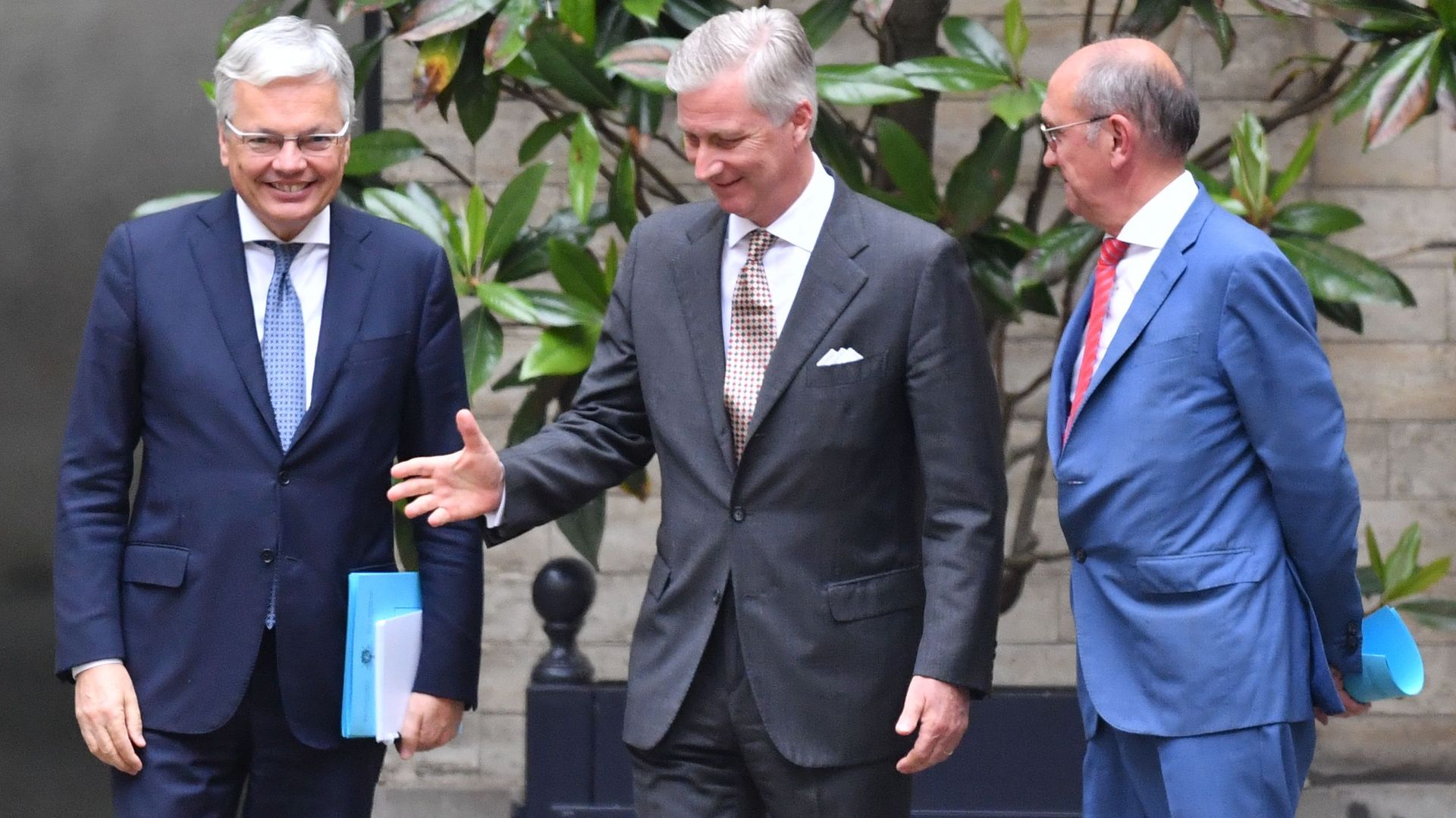 Didier Reynders et Johan Vande Lanotte sont arrivés au Palais - RTBF Actus