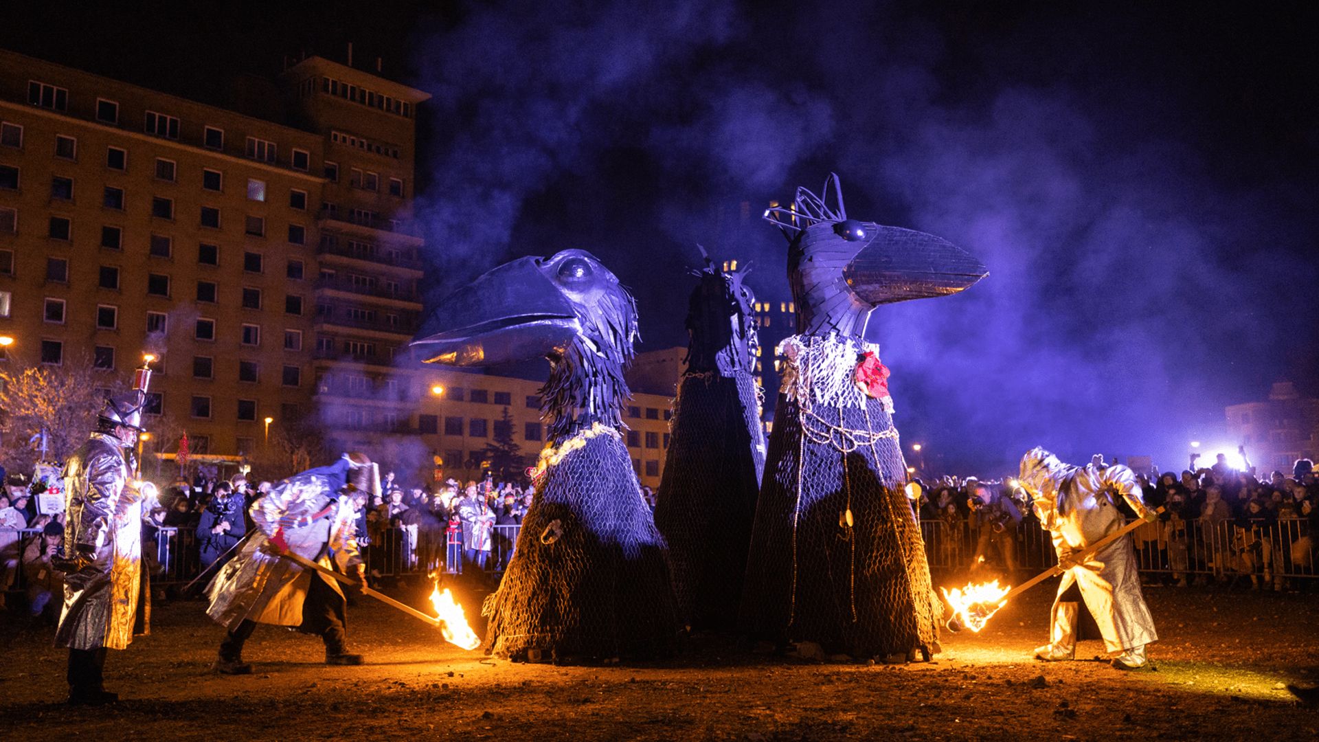Des flammes et des traditions : plongez dans l’univers des Grands Feux ...