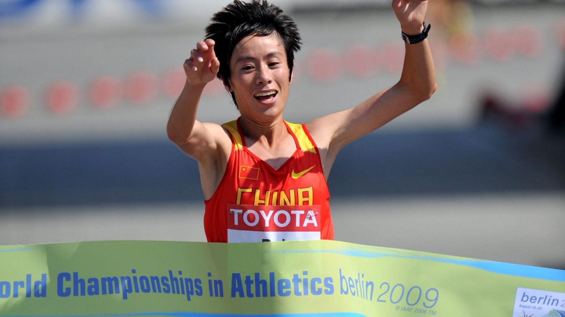 La Chinoise Xue Bai, 20 ans, s'offre le marathon féminin - RTBF Actus
