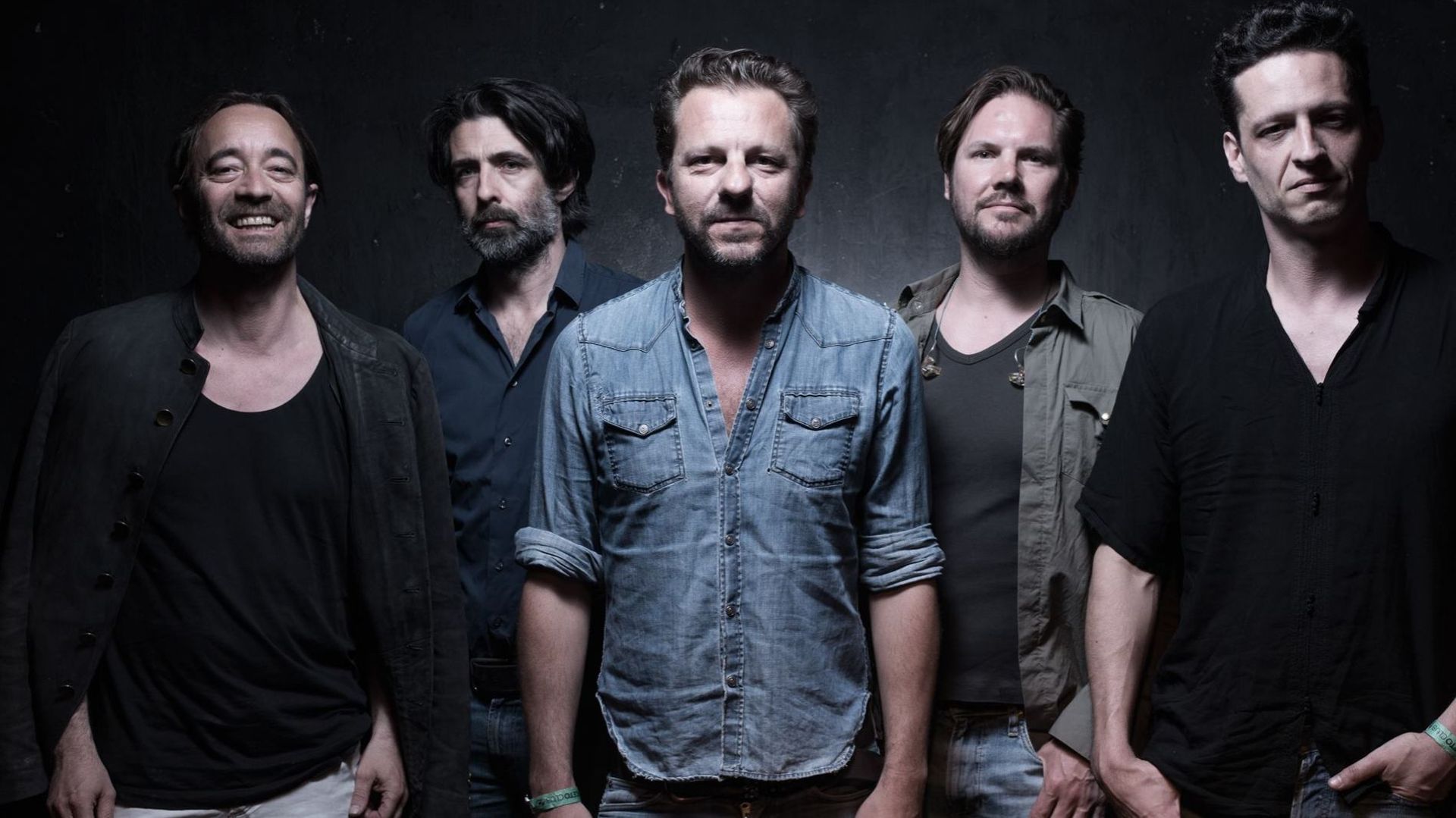 dEUS s'offre une tournée électrique mais douce - RTBF Actus