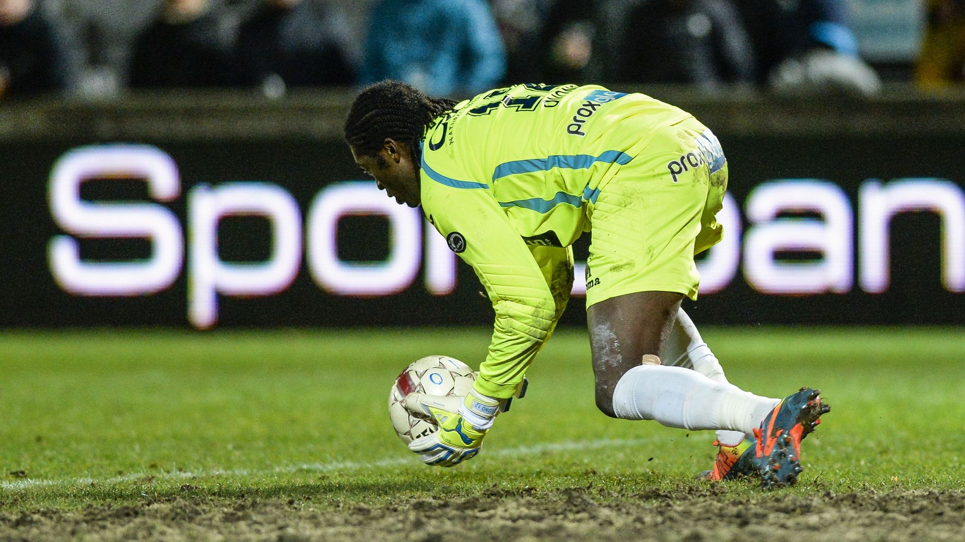 Ostende prolonge Didier Ovono - RTBF Actus