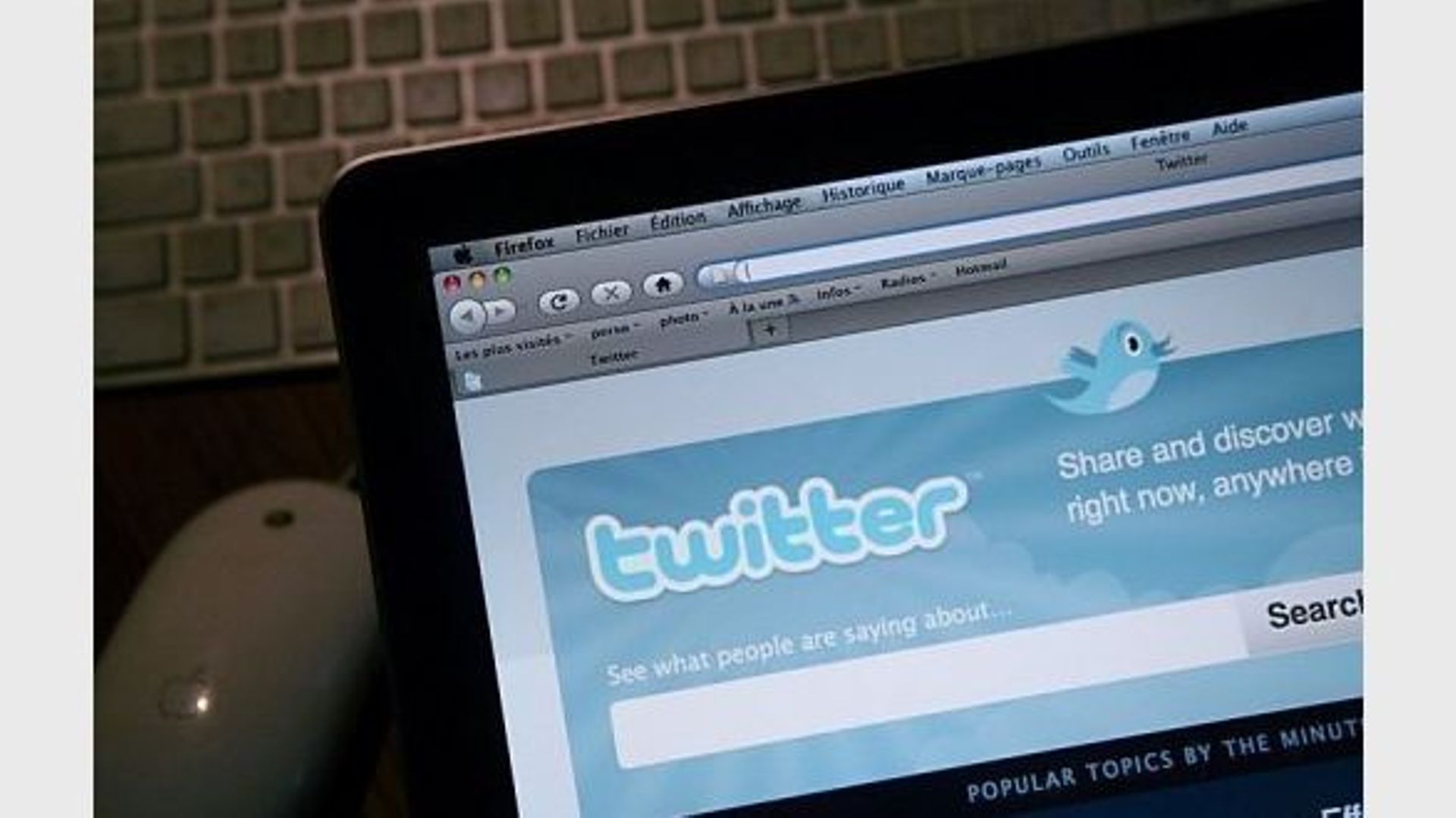 Un Australien de 17 ans à l'origine du chaos sur Twitter - RTBF Actus