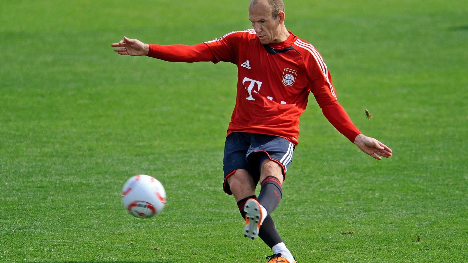Retour gagnant de Robben - RTBF Actus