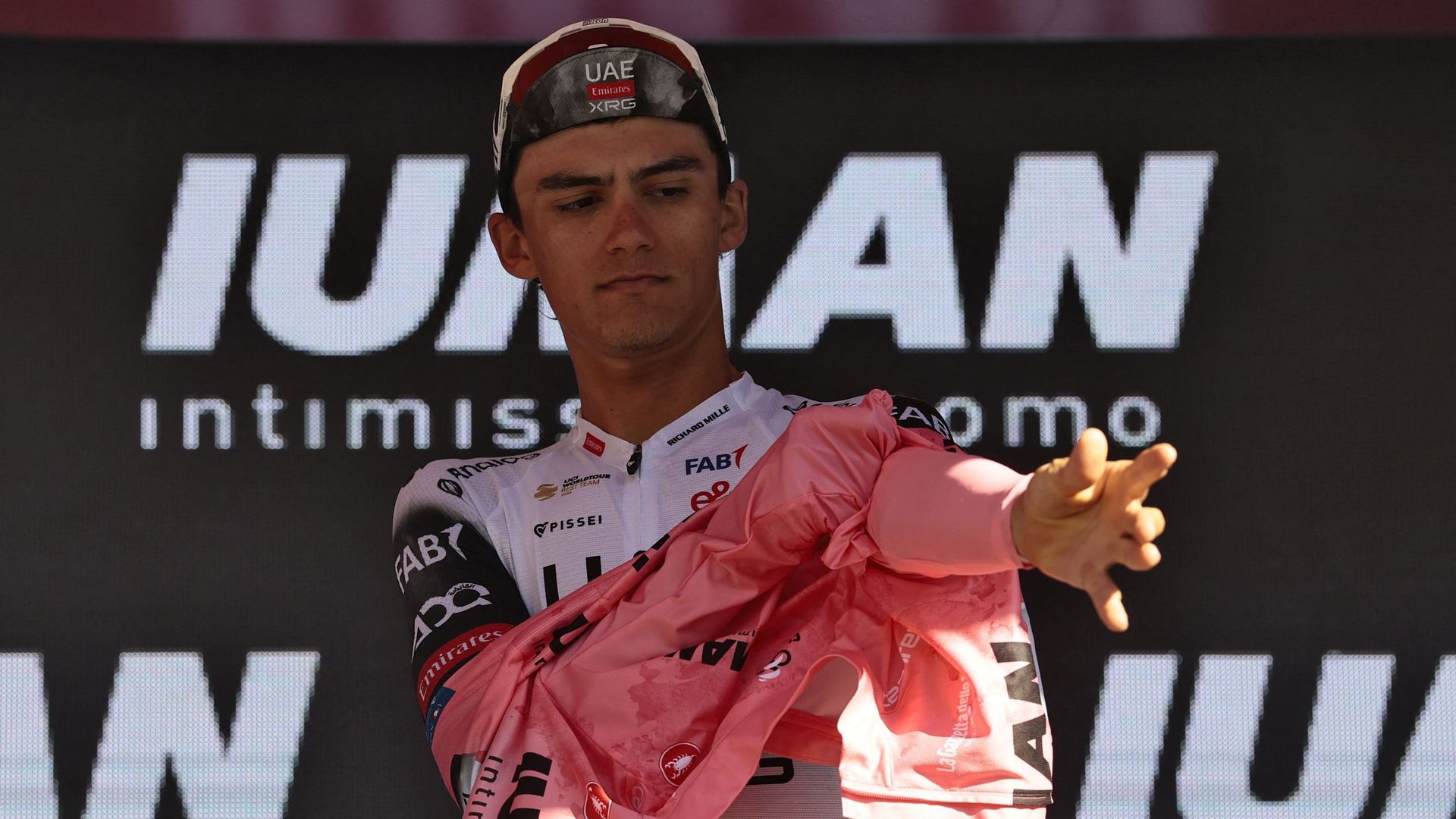 Giro – Isaac Del Toro nouveau maillot rose, le général complètement bouleversé : les classements ...