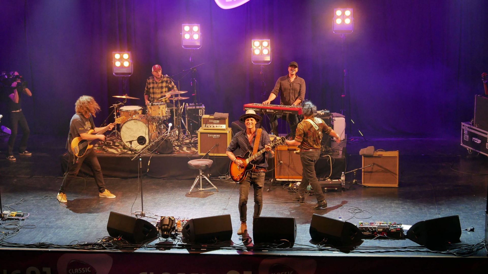 Le showcase de Thomas Frank Hopper a séduit le public de Classic 21 ...