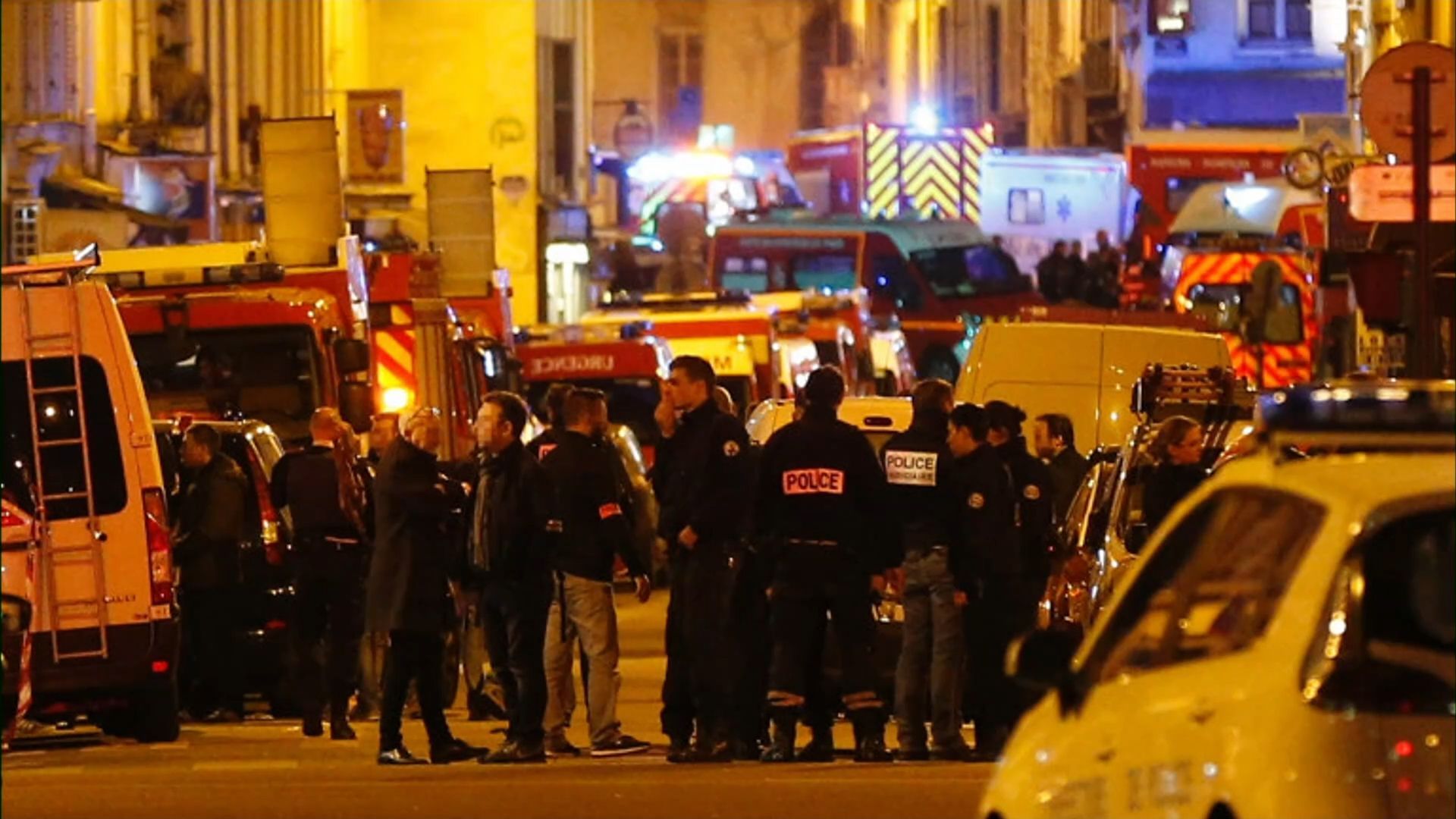 'On voyait la vie s’éteindre' : dix ans après les attentats de Paris ...