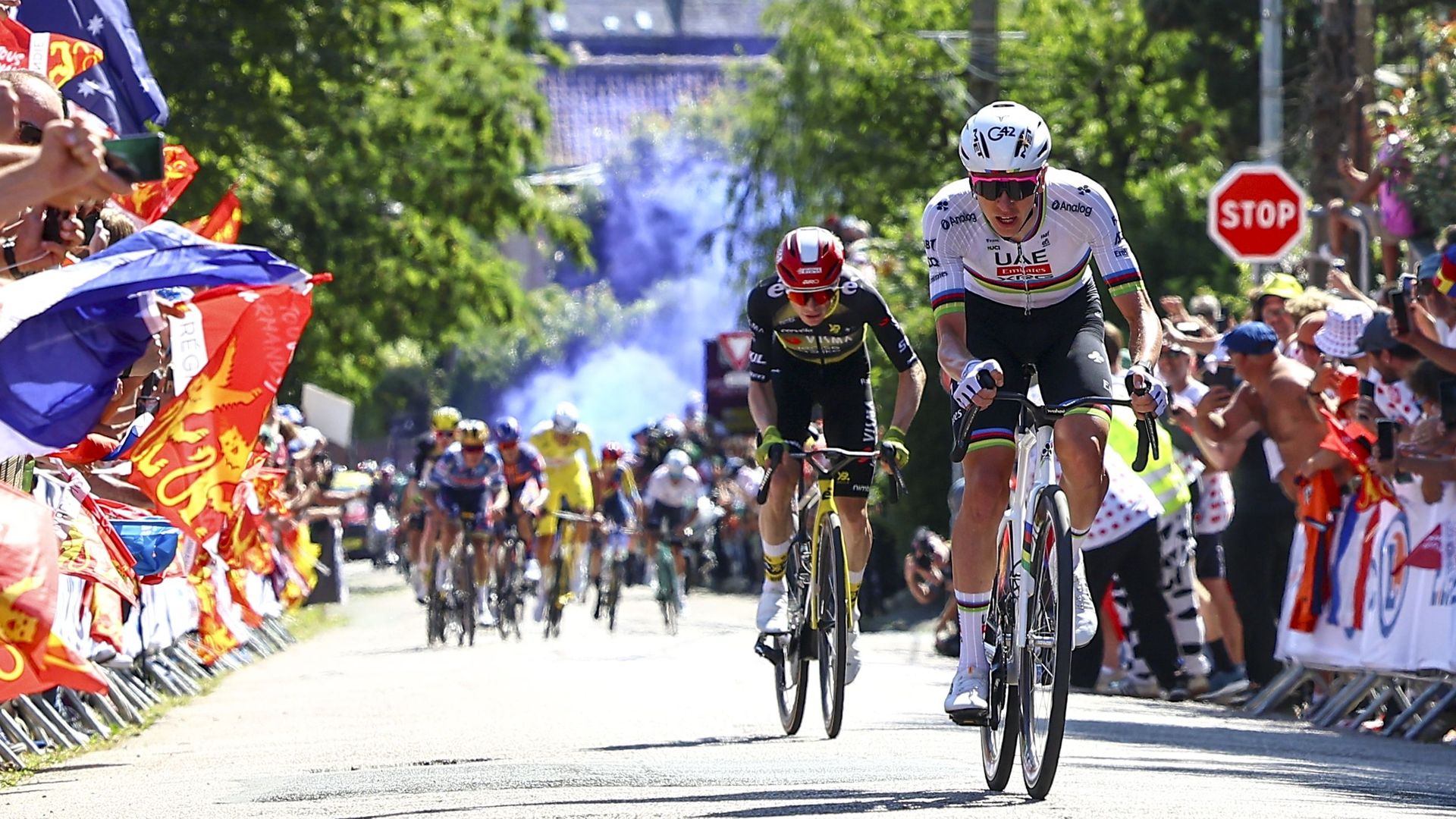 Video bokep maryono felt like a steamy Korean povider, she