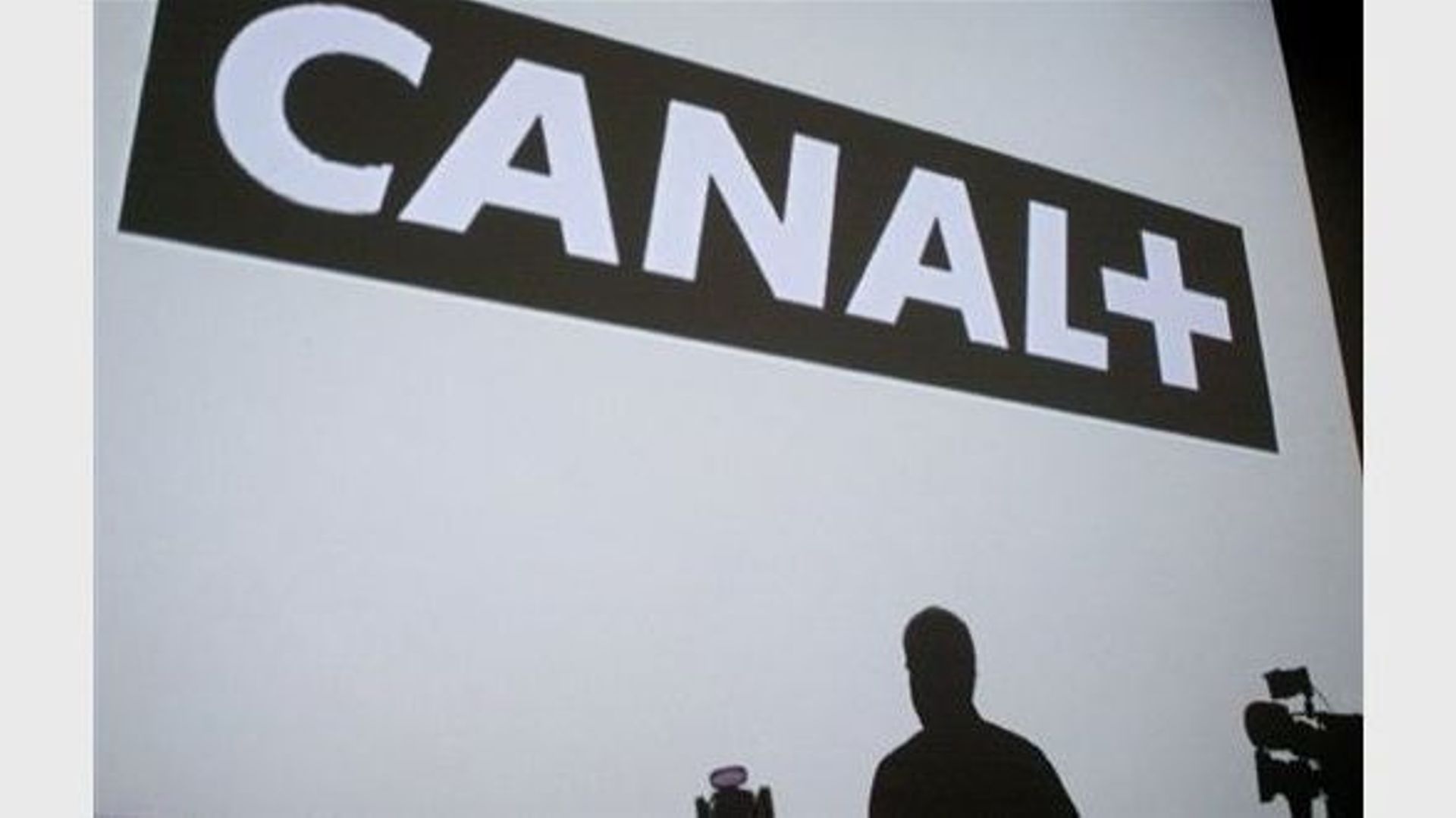 Canal+ a formellement lancé son introduction en Bourse - RTBF Actus