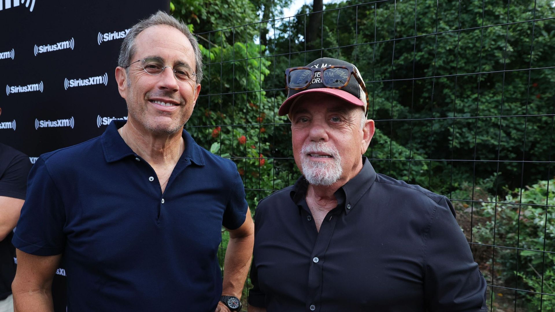 Jerry Seinfeld rend hommage à Billy Joel pour son 100e concert de ...