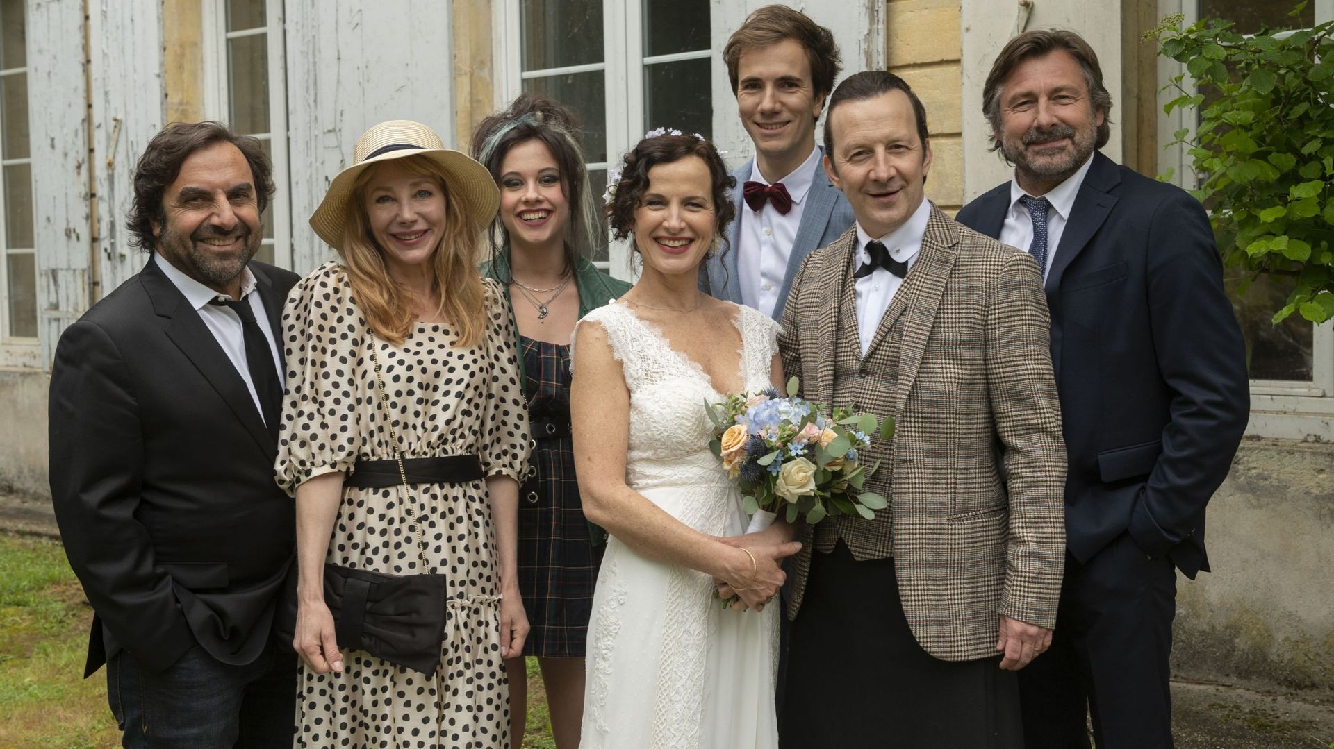 Alexandra Ehle, menacée de licenciement, enquête sur la mort d’un homme ...