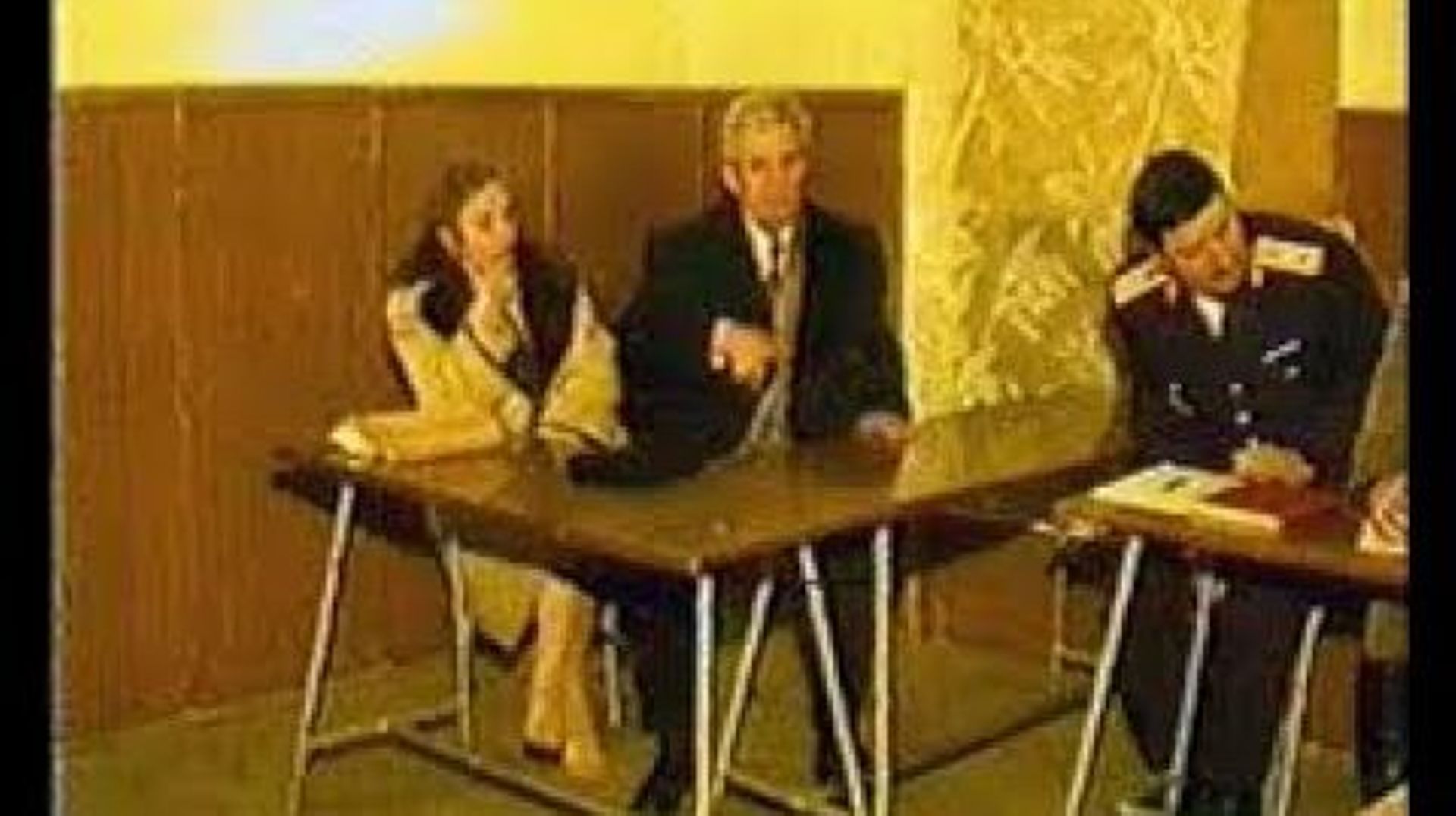 Il y a 30 ans, le procès et l'exécution de Ceausescu marquent le ...