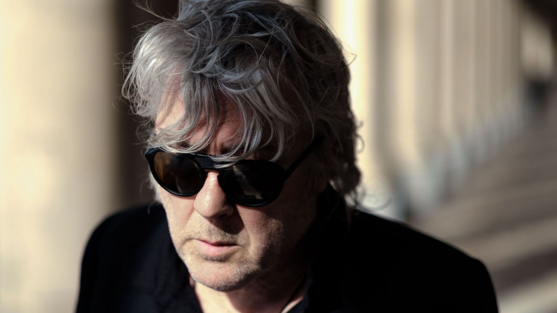 Le chanteur Arno est fait citoyen d'honneur de la Ville de Bruxelles ...