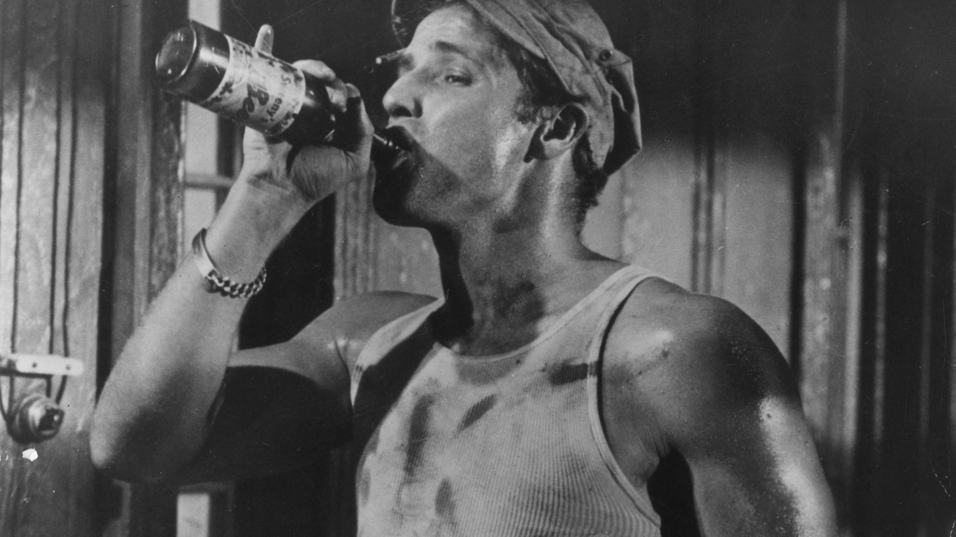 Mais au fait, pourquoi le marcel s’appelle marcel ? - RTBF Actus