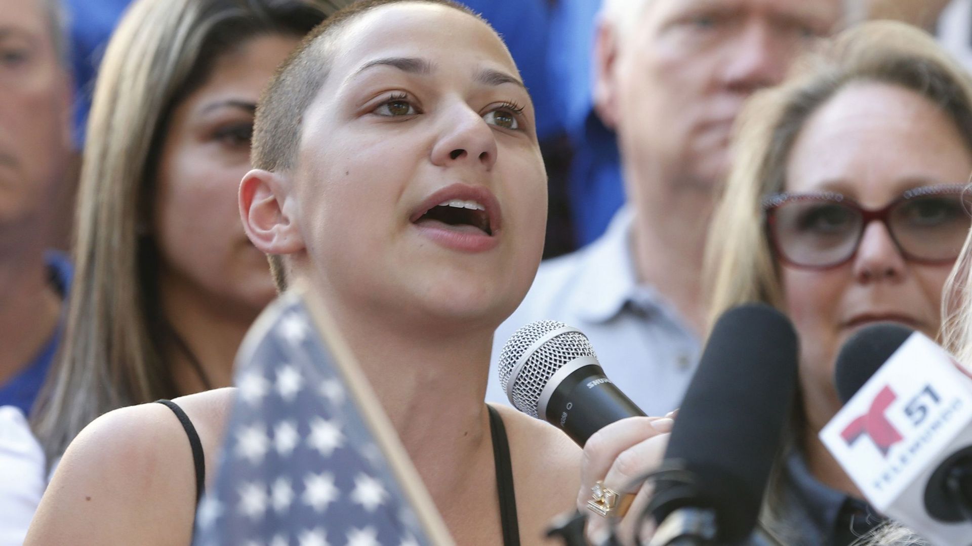 Emma Gonzalez, symbole des militants anti-armes - RTBF Actus