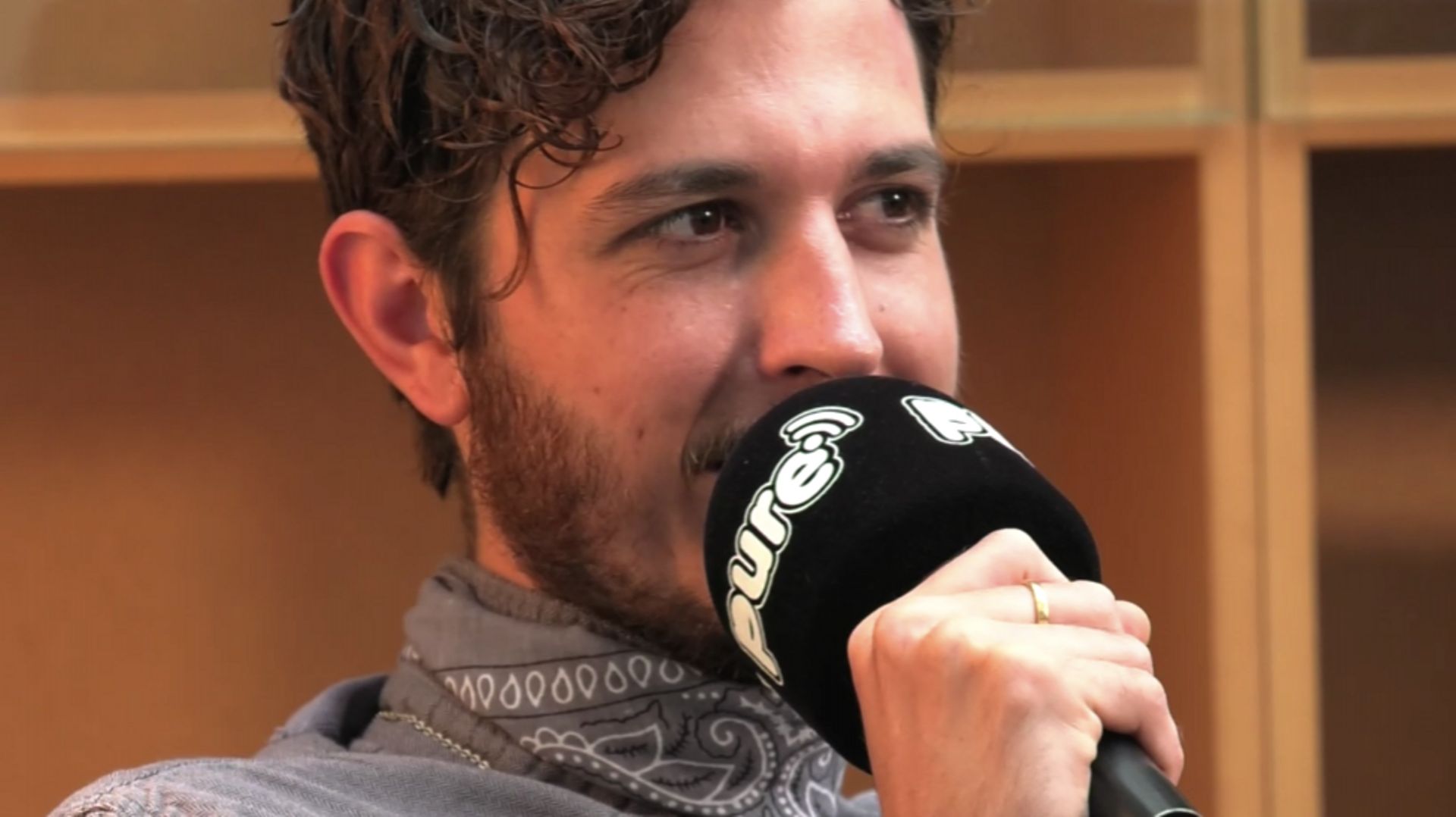 Oscar & The Wolf: l'interview en vidéo