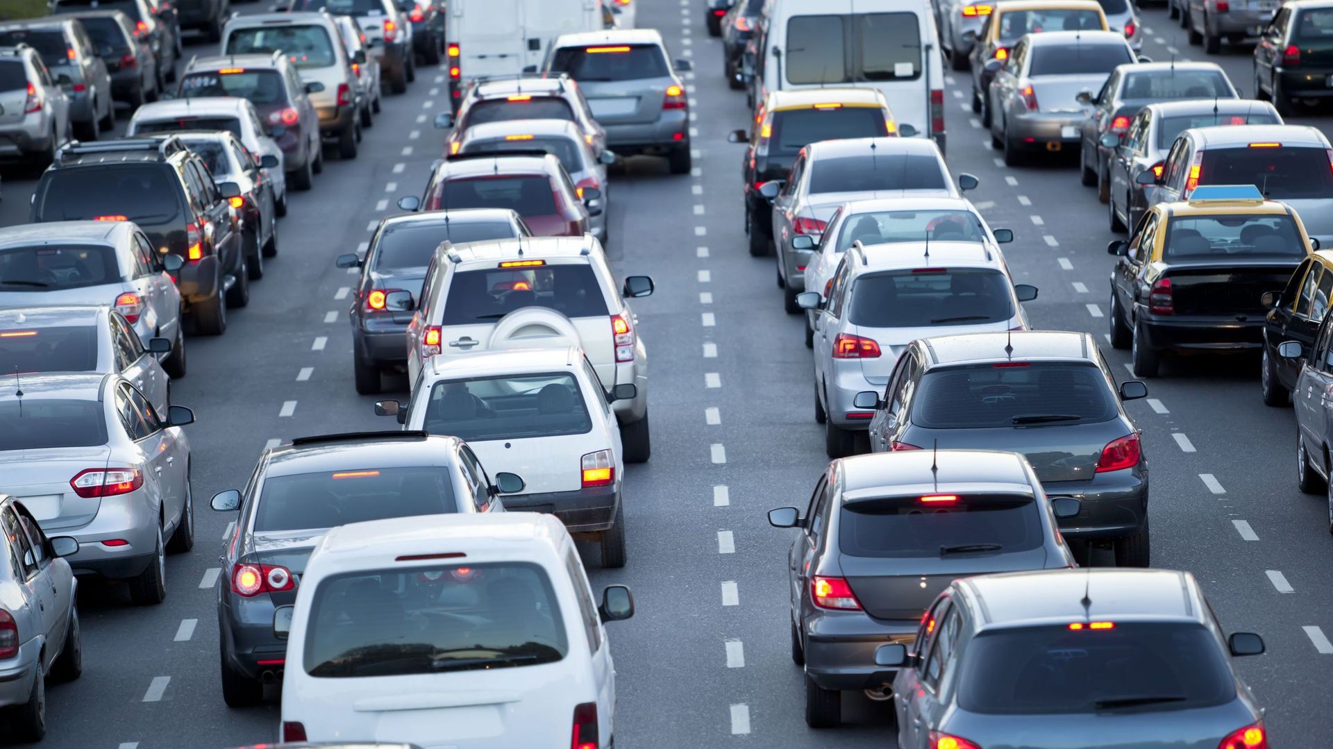 Charlotte et Eliott ont présenté le JT de 13 heures - RTBF Actus