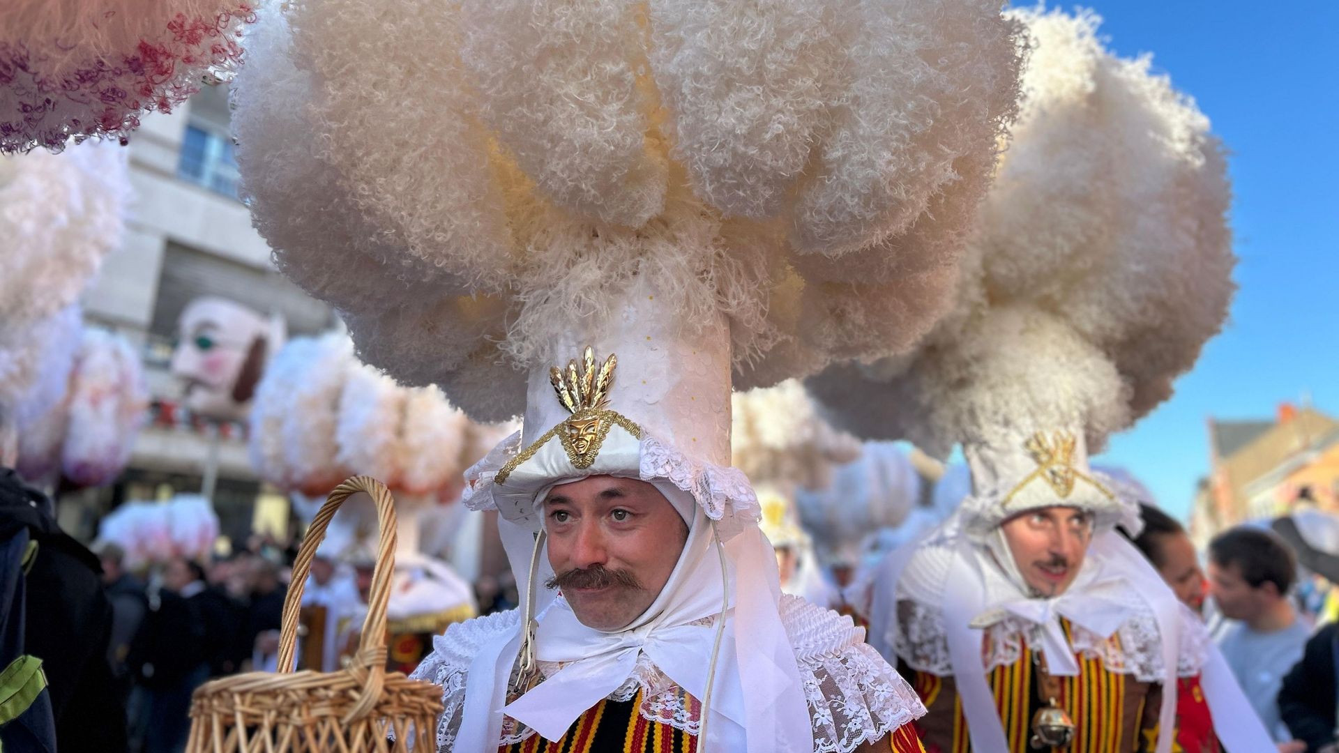 Des flammes et des traditions : plongez dans l’univers des Grands Feux ...