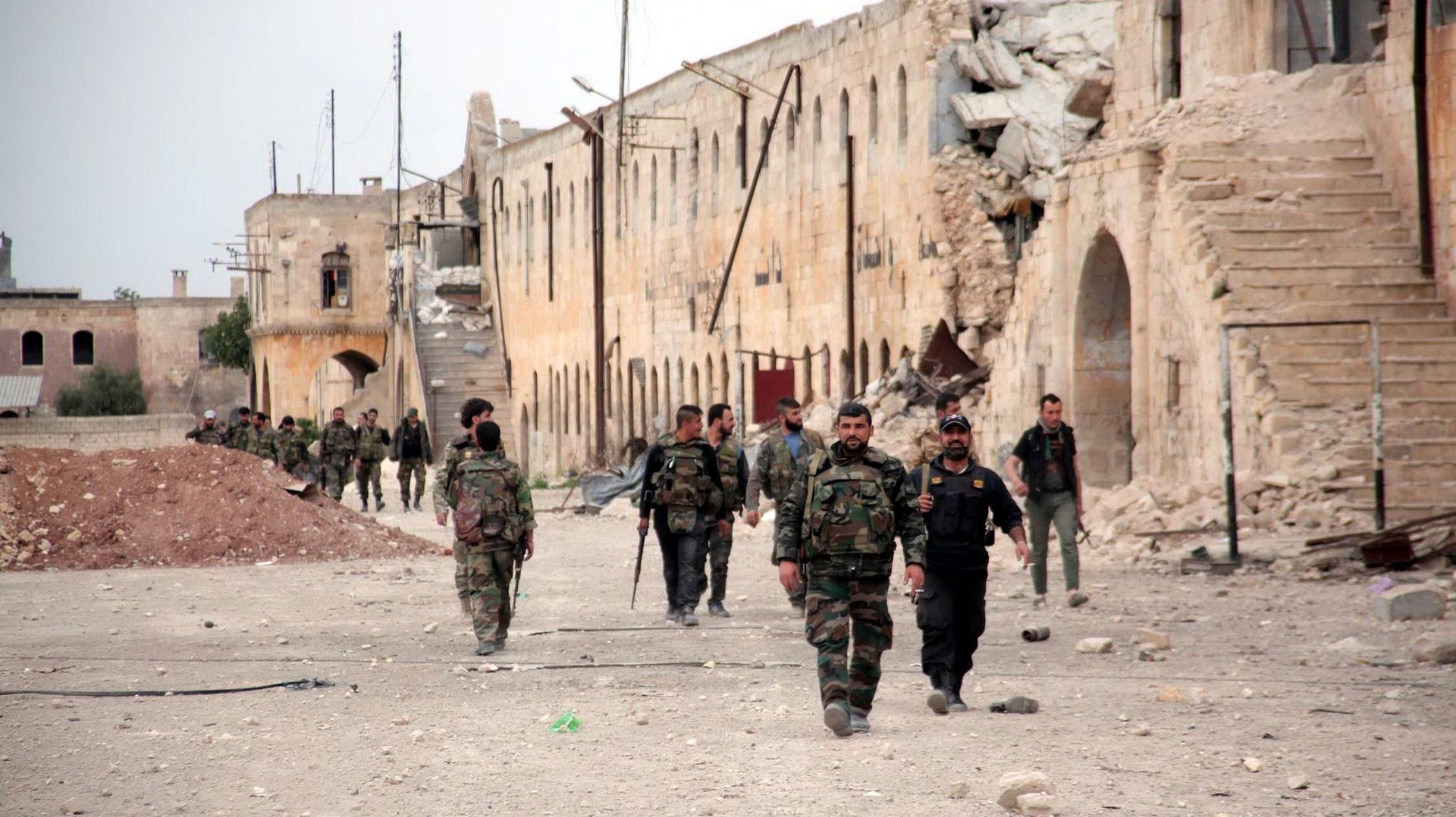 Belges en Syrie: 4 suspects maintenus en détention - rtbf.be Belges en Syrie: 4 suspects maintenus en détention - rtbf.be
