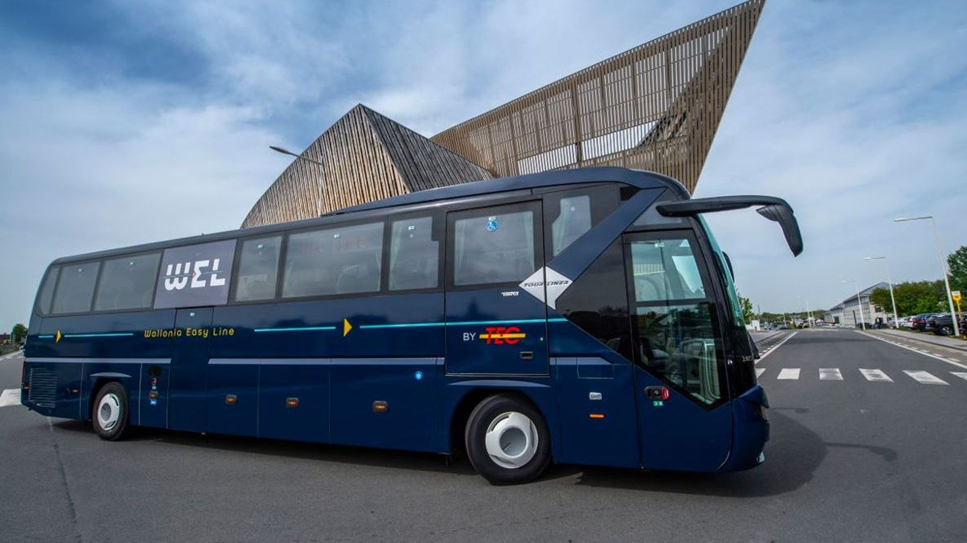 TEC: un nouveau bus direct, rapide et confortable entre Liège et Marche ...