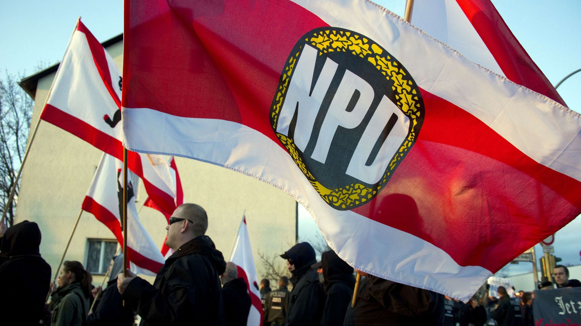 Allemagne: le parti néonazi NPD privé de subventions - RTBF Actus