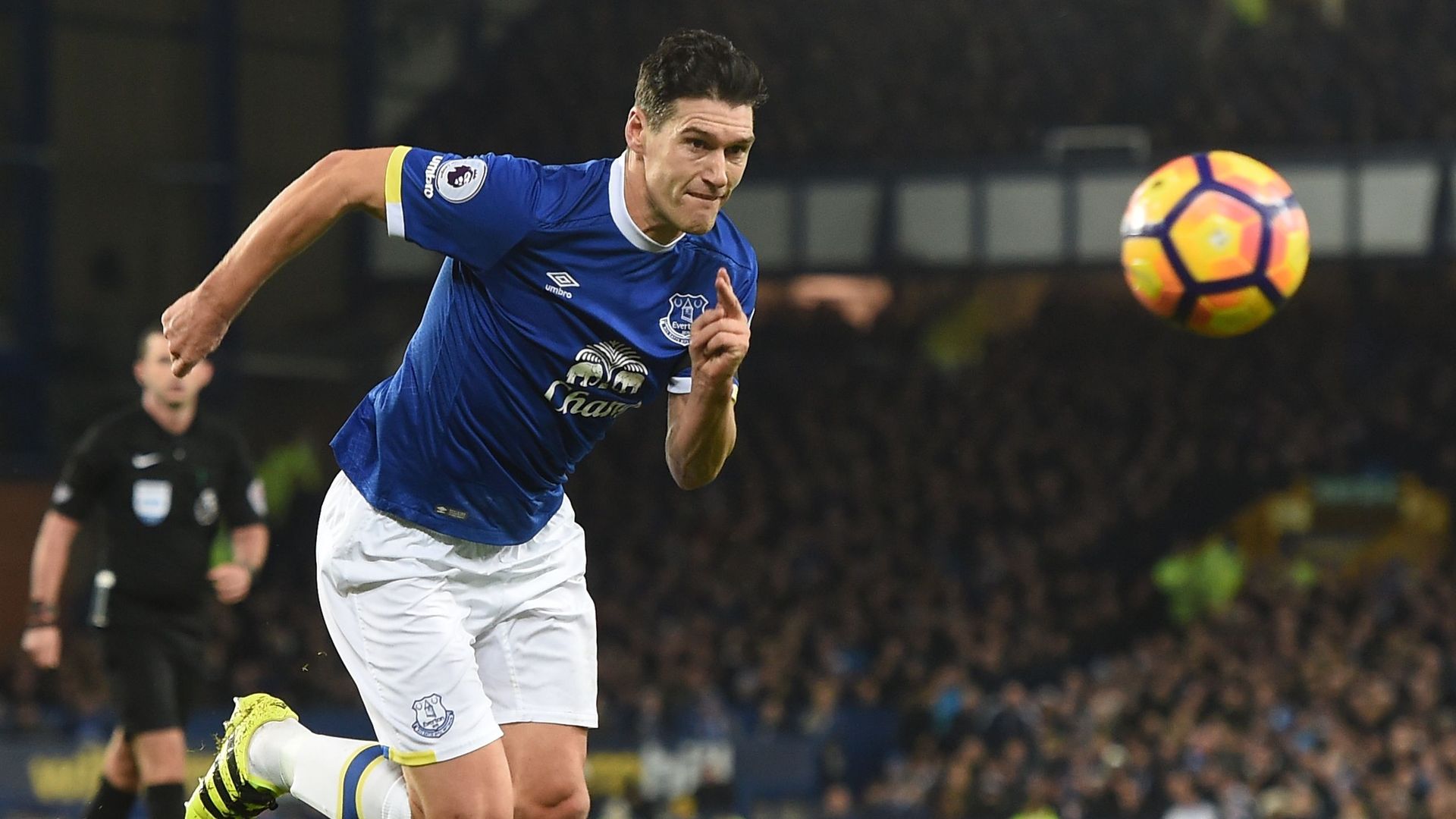 Everton prolonge les contrats de Gareth Barry et Leighton Baines - RTBF ...