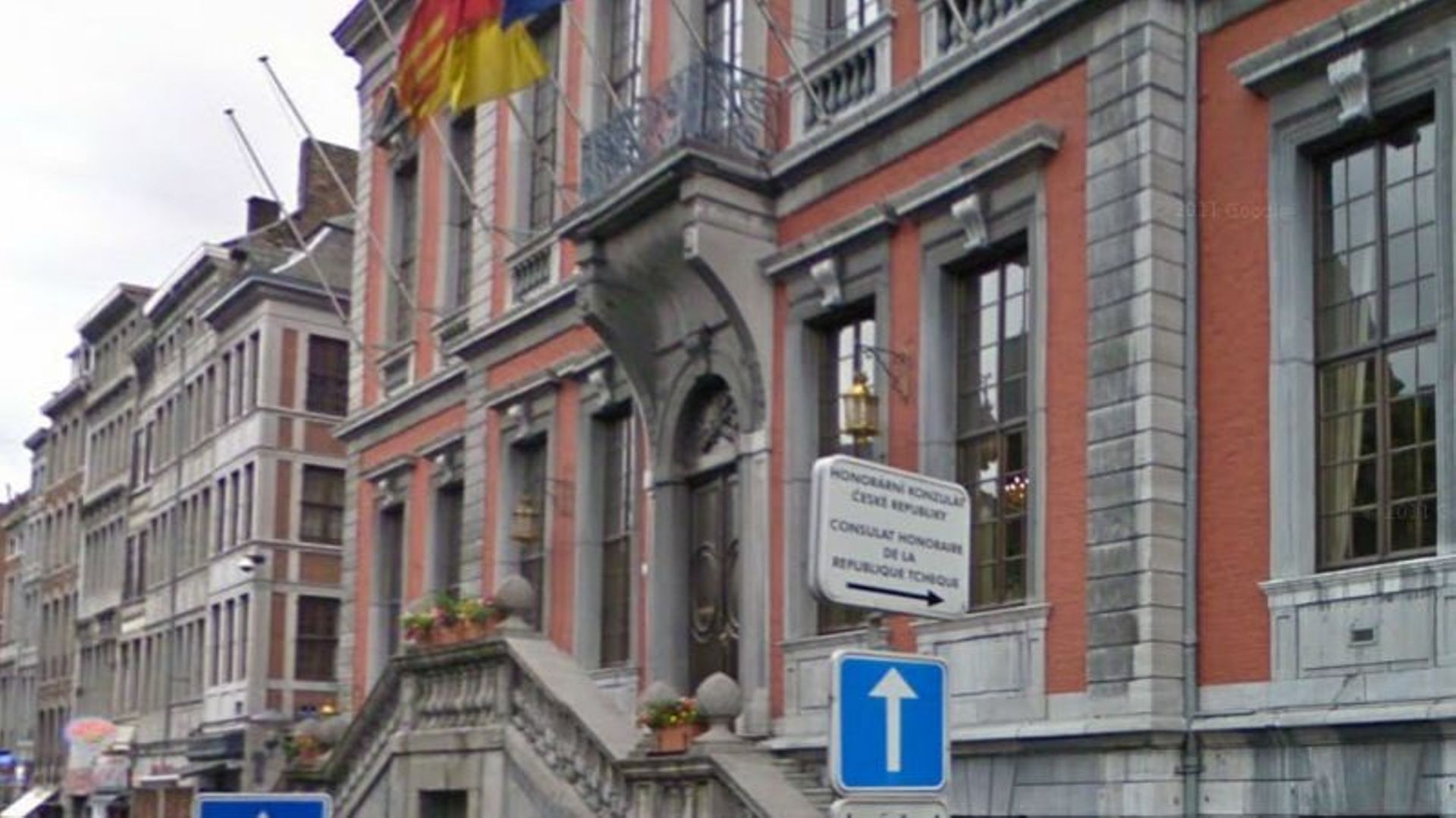 Le nouveau collège communal de la ville de Liège a été présenté - RTBF ...