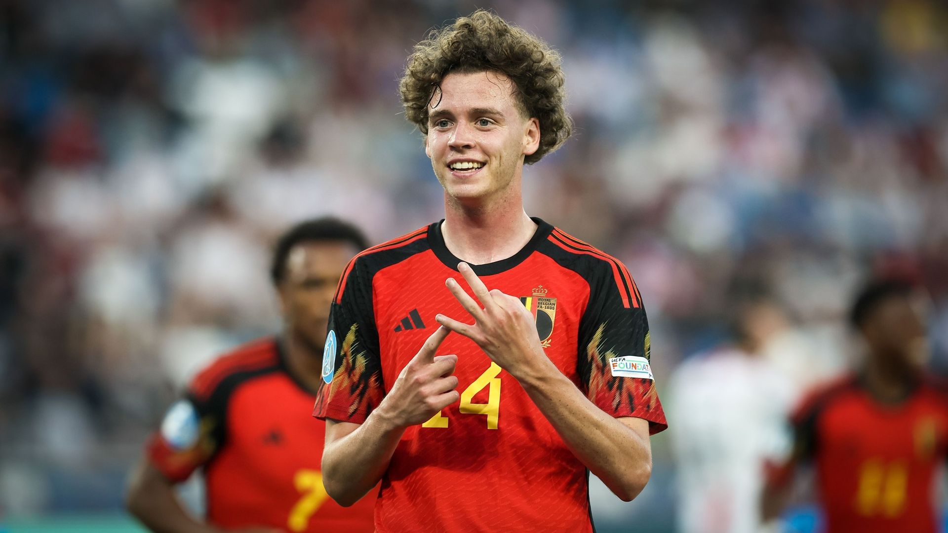 Des débuts face à Manchester United, des assists à la pelle avec Bruges : qui est Maxim De ...