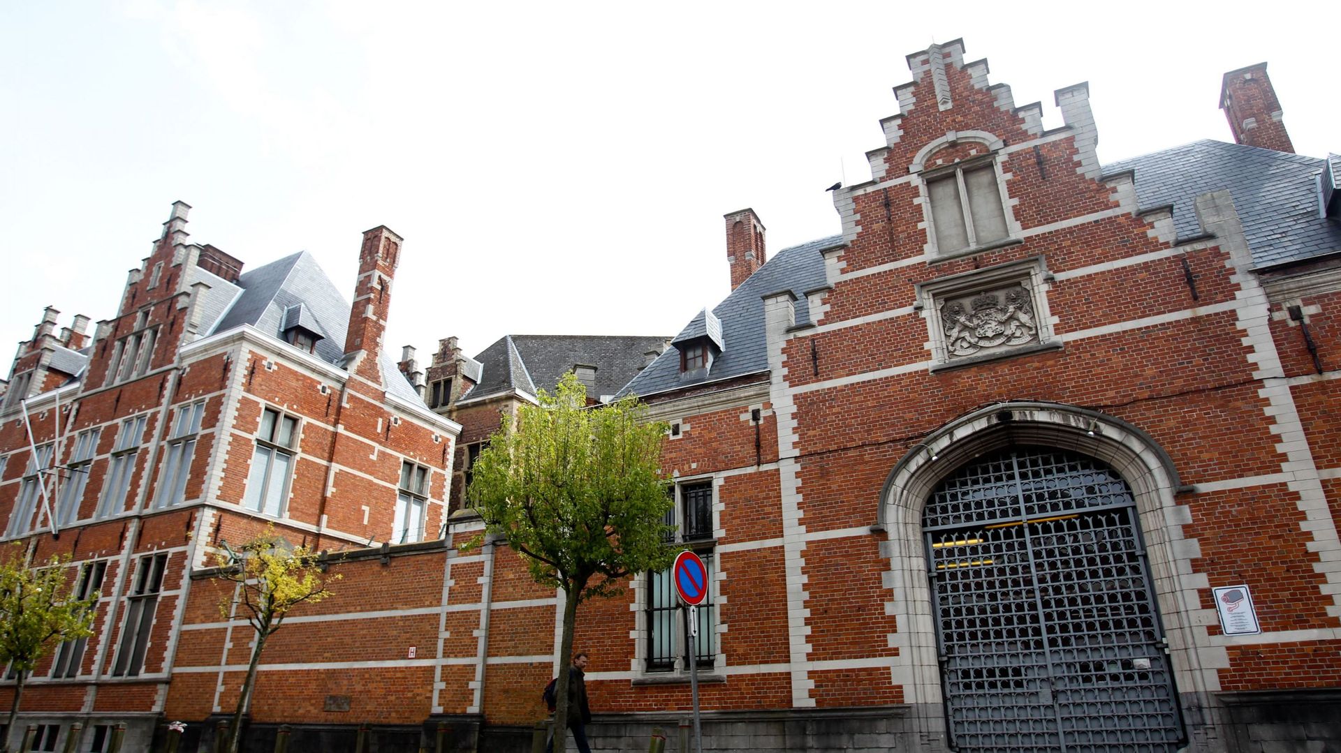L'auditoire Janson de l'ULB et une partie de la prison de Forest ...