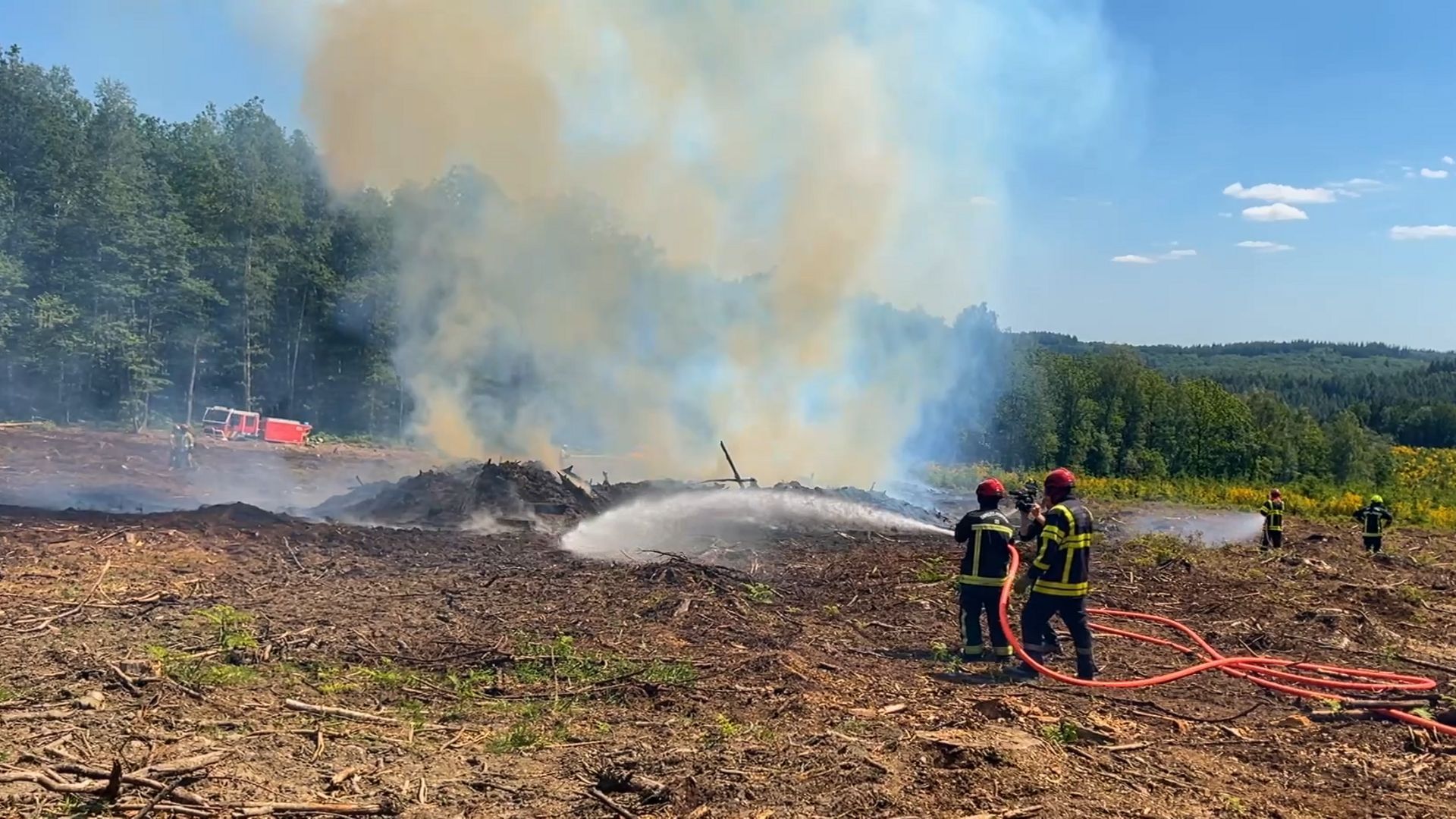 Incendies de forêt au Canada : la progression des mégafeux continue ...