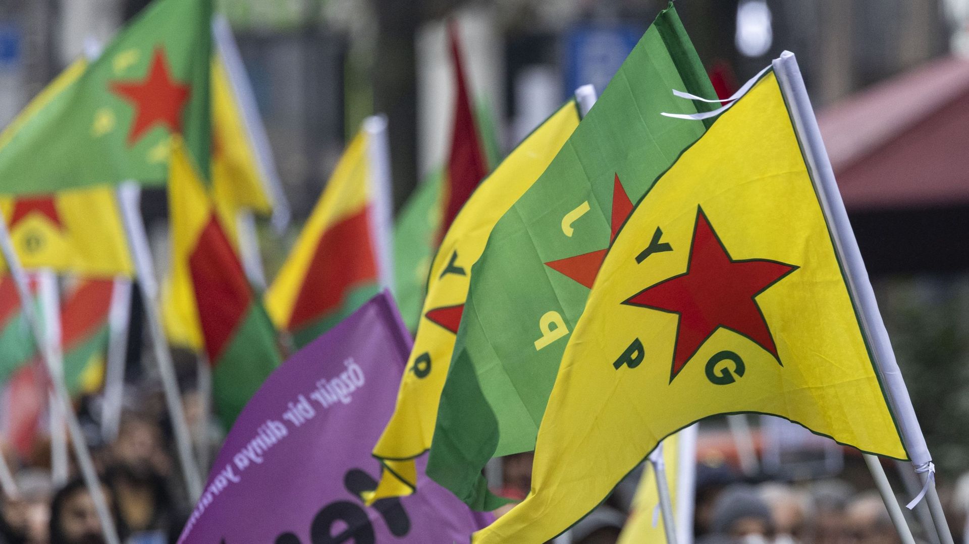 Droit de séjour menacé pour l'activiste féministe Marie Gilow : des ...