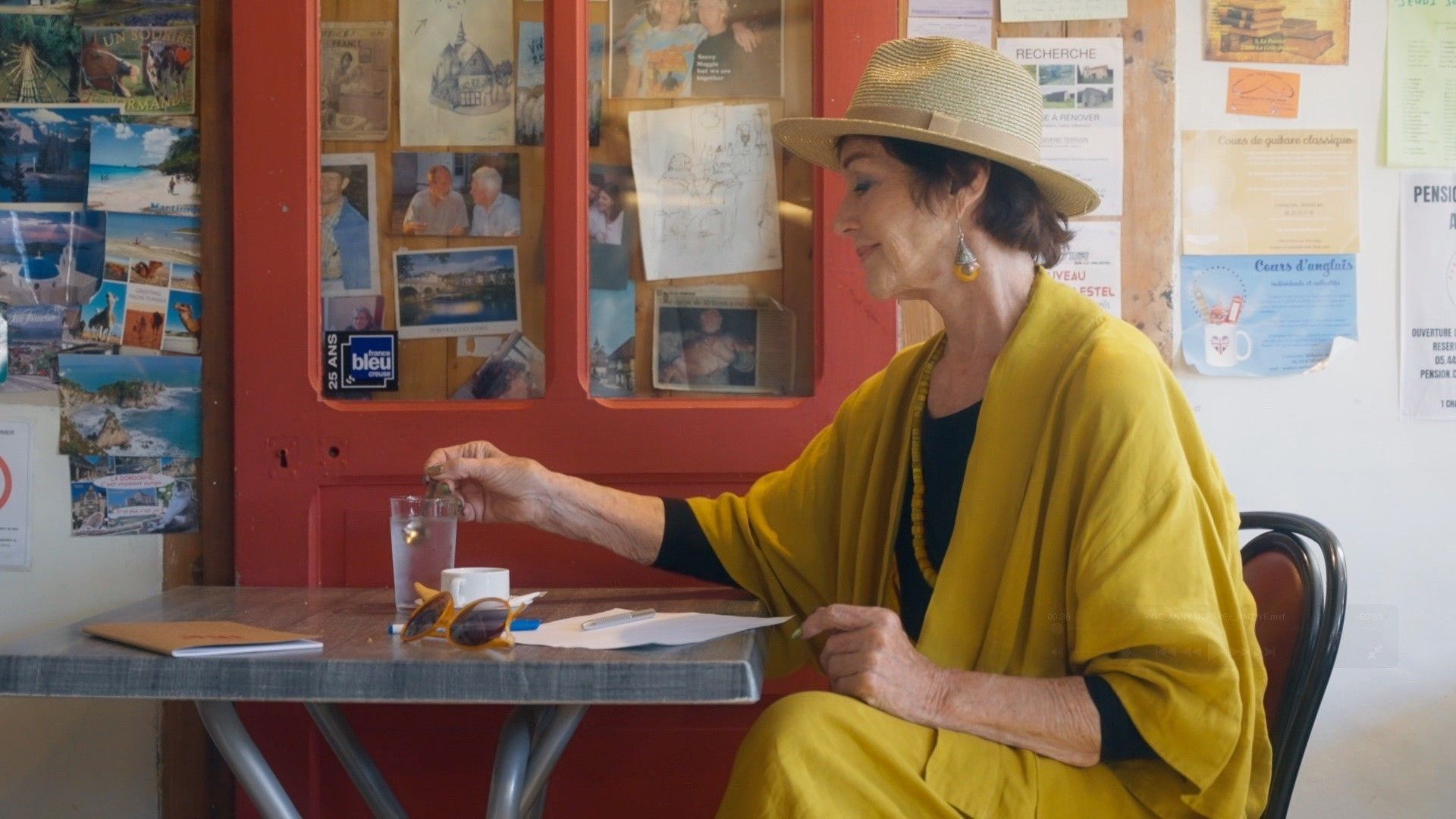Anny Duperey : portrait d'une artiste libre aux 7 talents - RTBF Actus