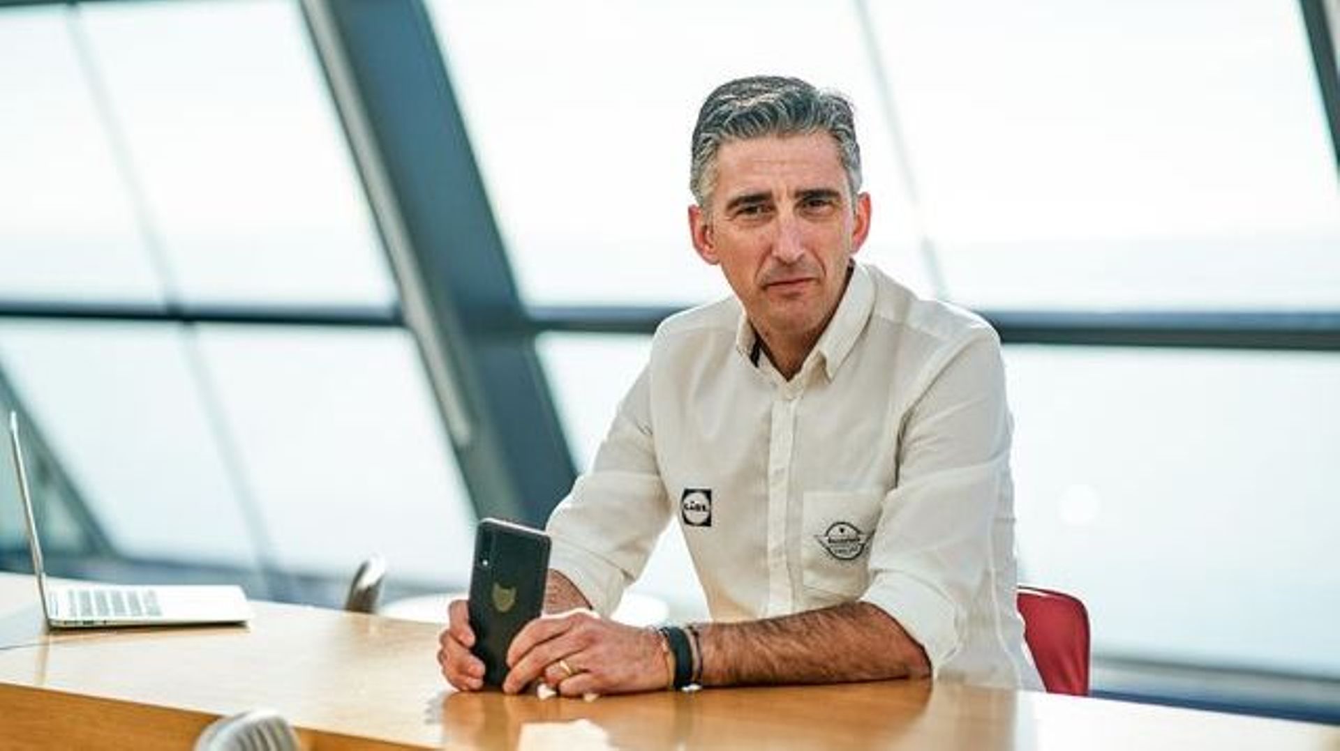 Alessandro Tegner: 'Le rose du Giro, c'est la passion, le parfum, le ...